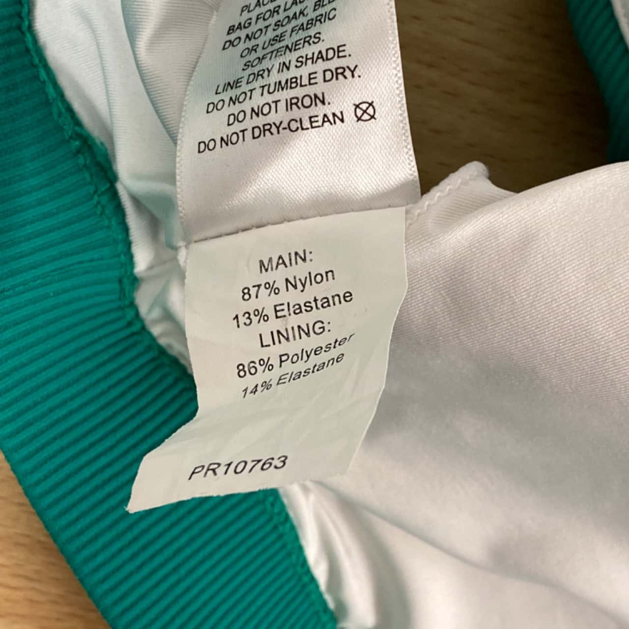 Rockwear Womens Size 12 Cropped Green (s)