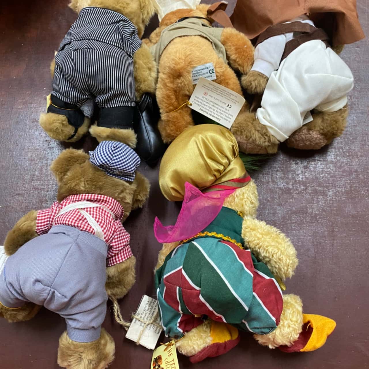 BAG #7 Teddy bear collection