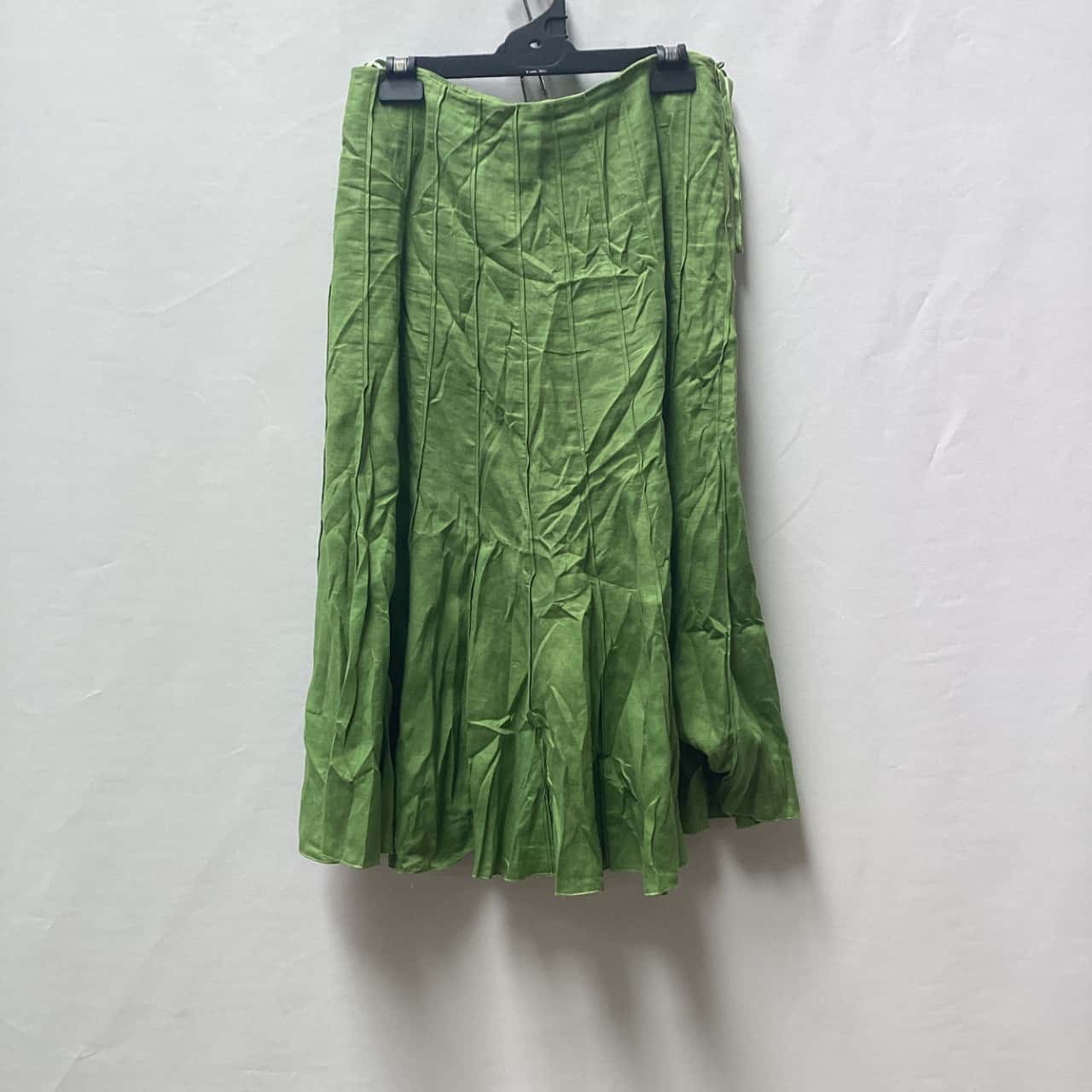 Peruna Womens Size 12 regular length - Knee Length Green 100% linen