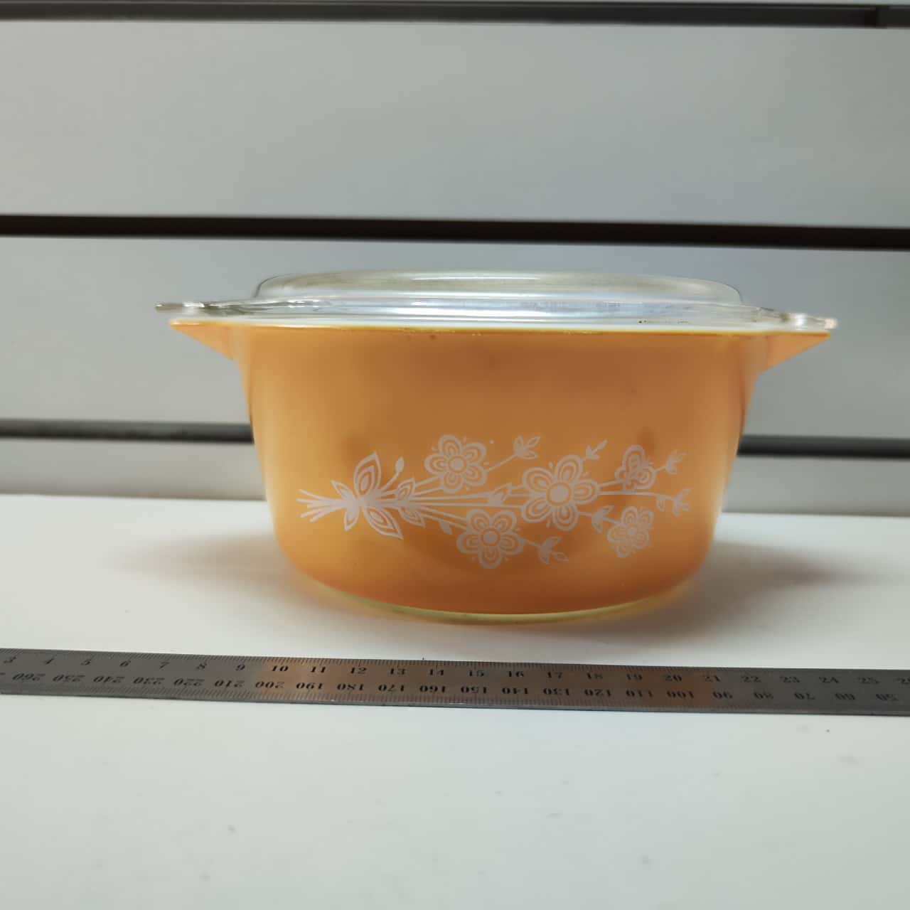 Vintage Pyrex Cooking Bowl with Lid (s)