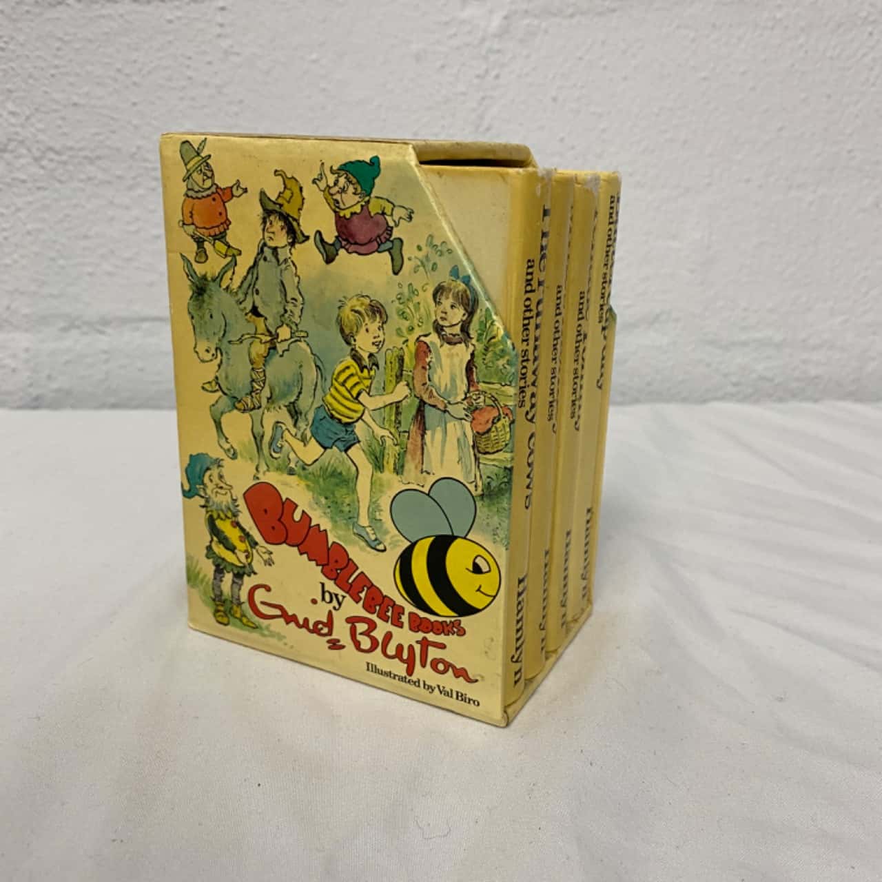 Bumblebee Books by Enid Blyton Box Set