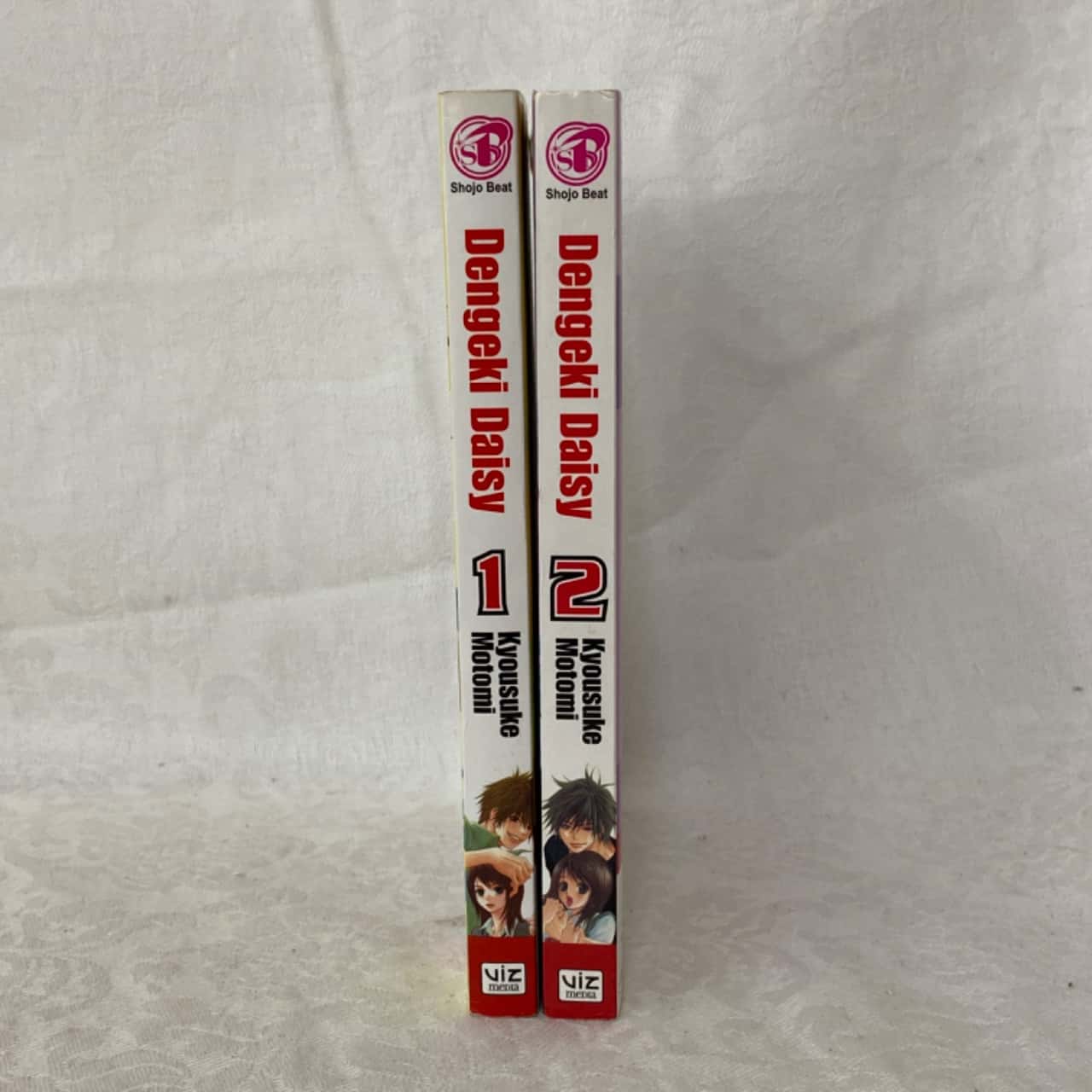 Dengeki Daisy Volume 1 & 2 Story and Art by Kyousuke Motomi