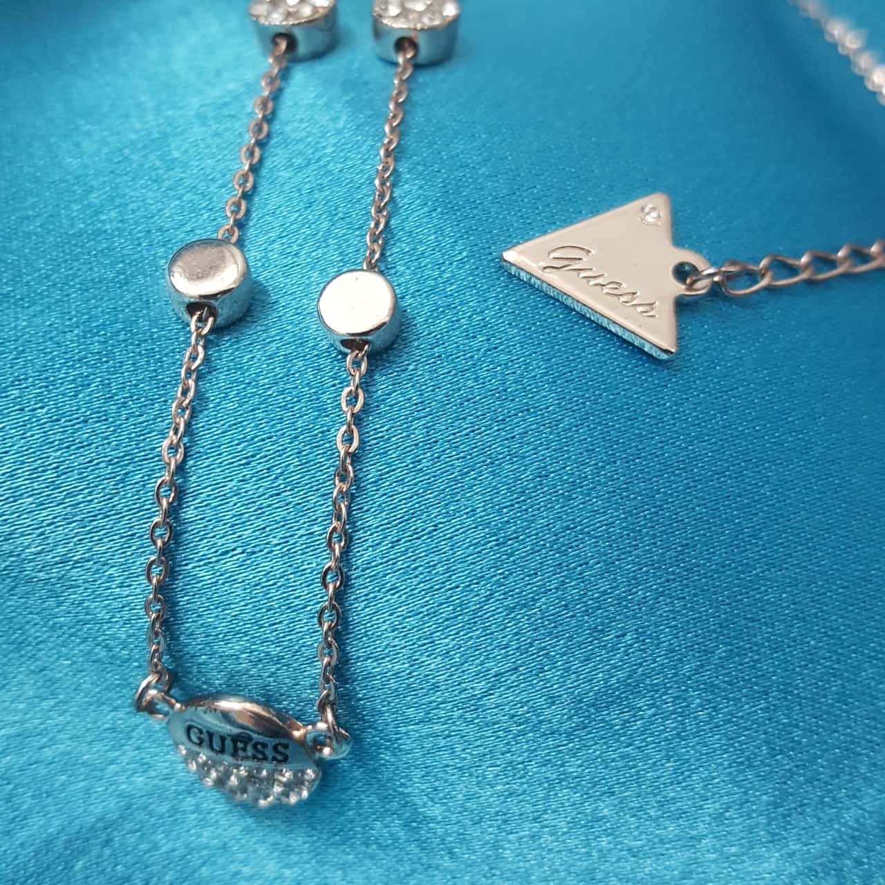 Guess Womens Necklaces Gold (s)