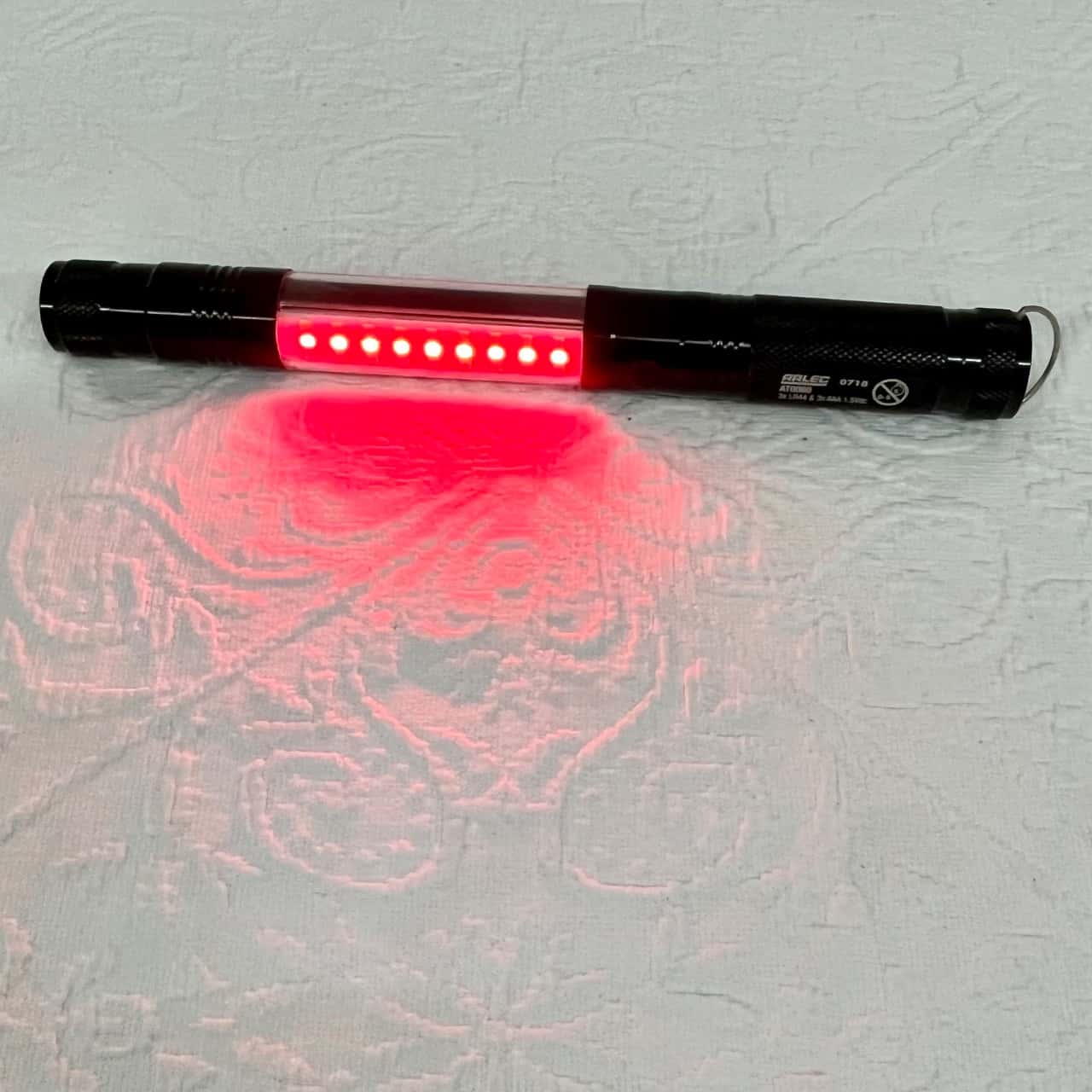 Arlec LED Telescopic Torch with Floodlight and Red Safety Flashing ...