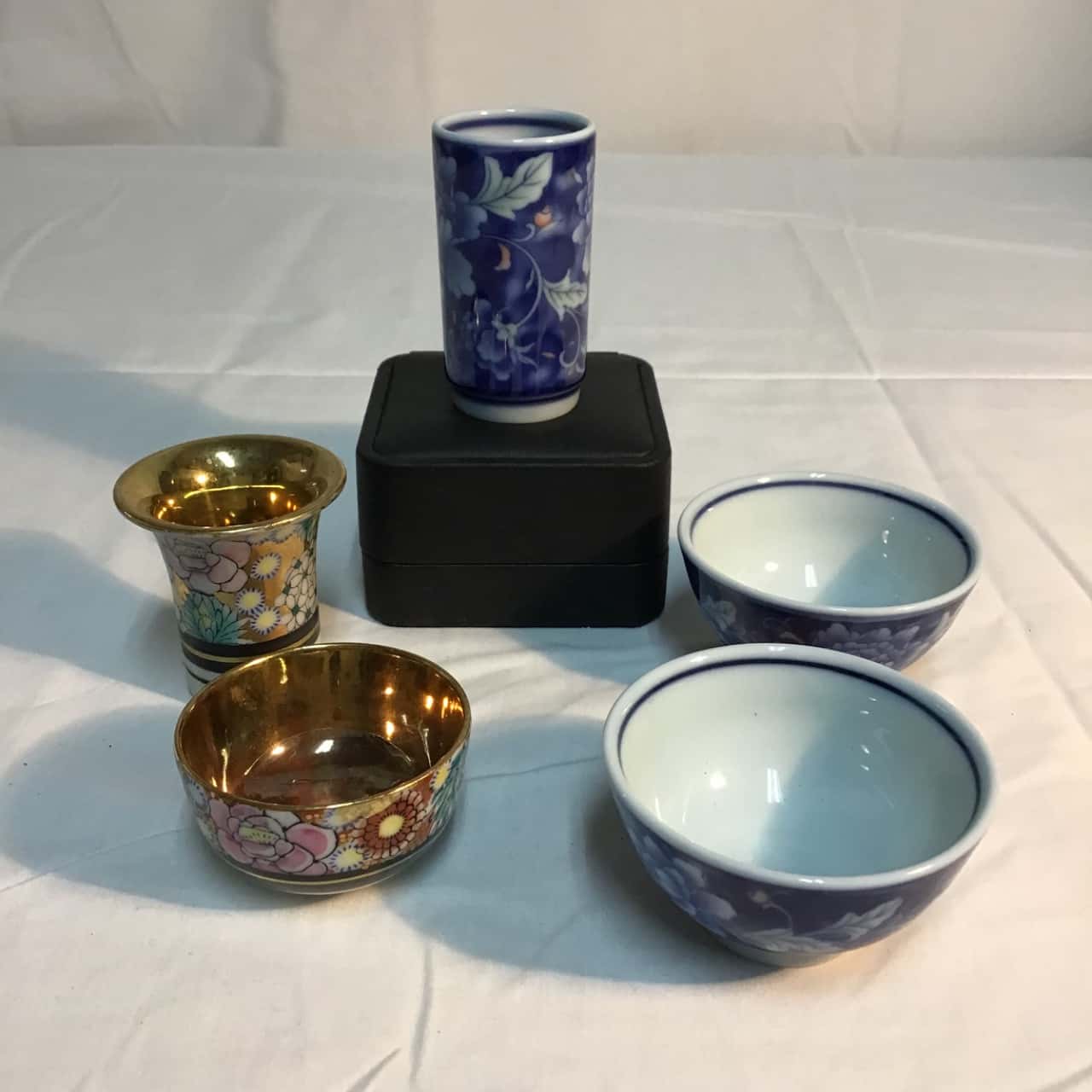 5 x Chinese Porcelain mine Cup’s