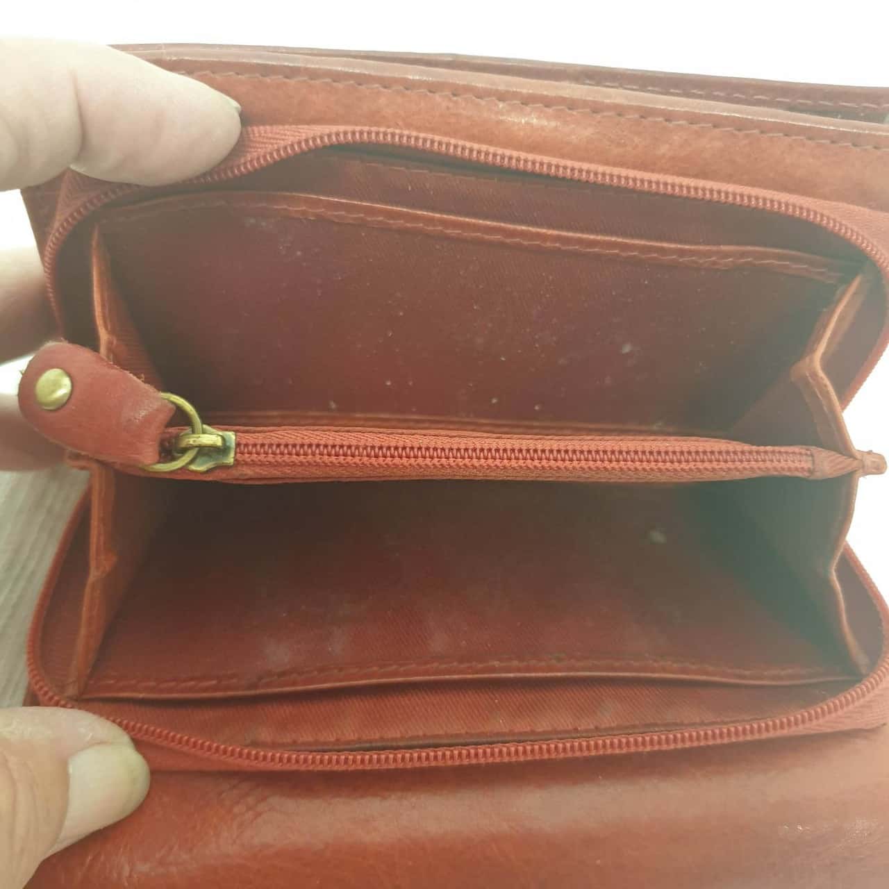 Colorado Classy Red Leather Purse / Wallet - RRP $89.99 (s)