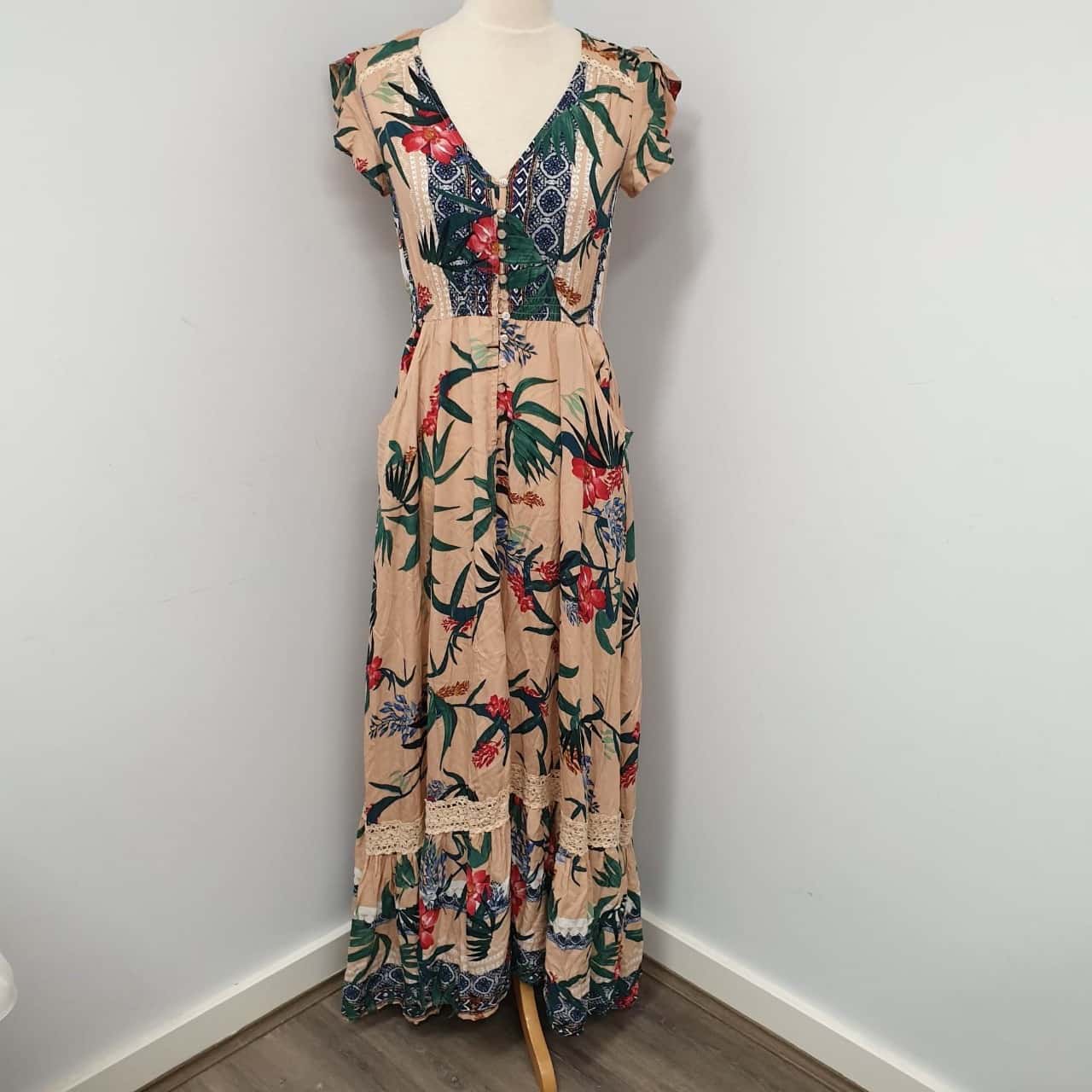 Jaase Womens Classy Soft & Feminine Caramel Floral & Leaf Maxi Dress ...