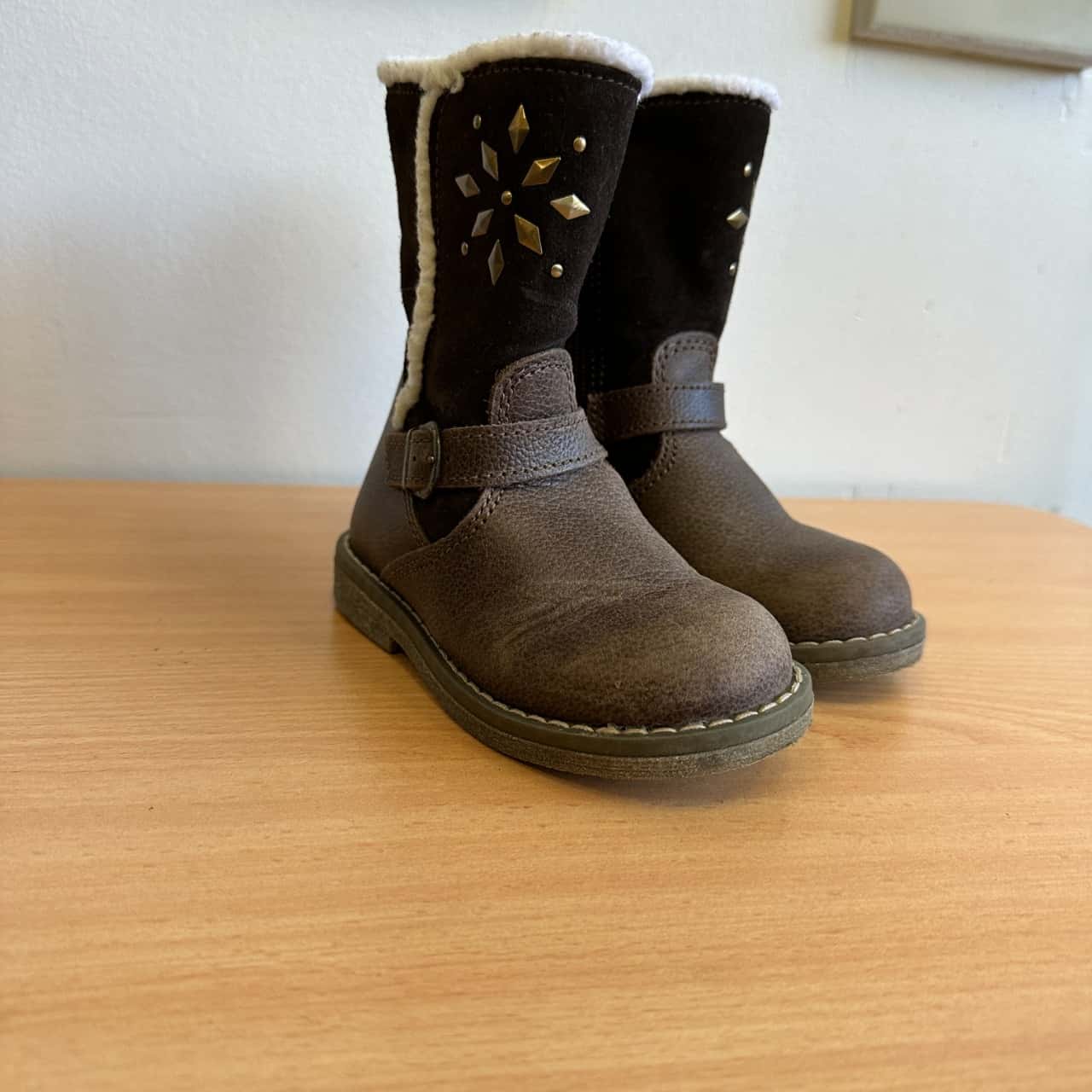 Jones Bootmakers Kids Size 23 Boots Brown