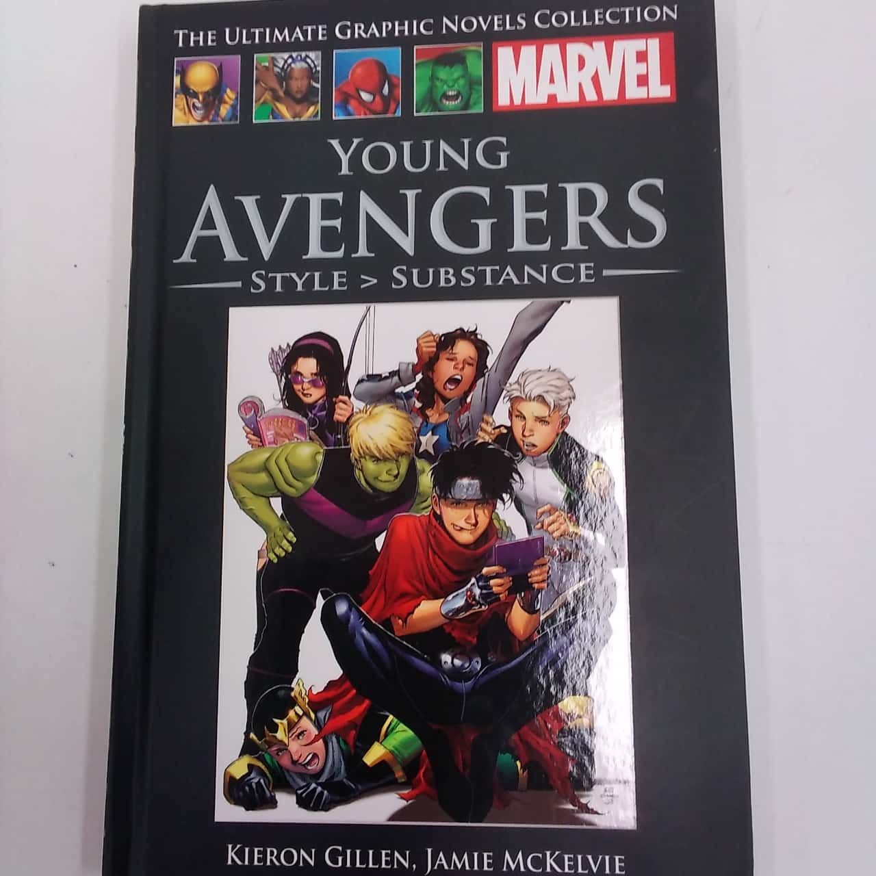 Young Avengers: Style ≥ Substance(s)