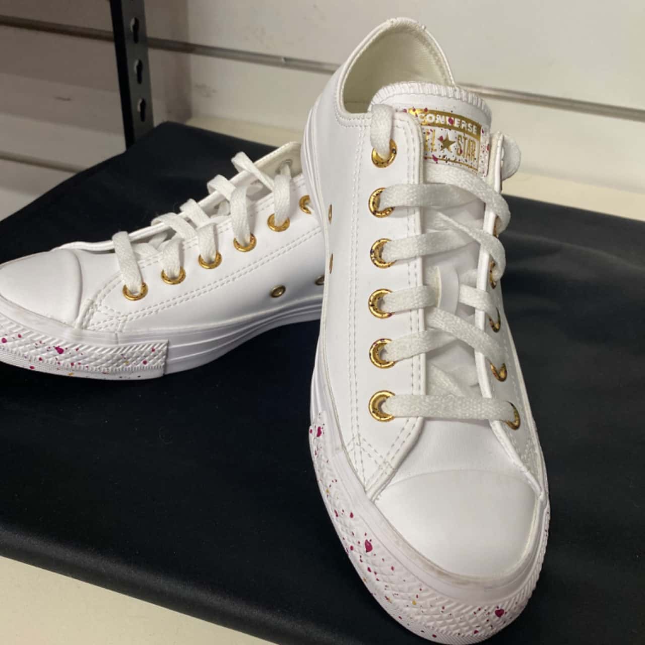 Converse All stars Size 8 White (s)