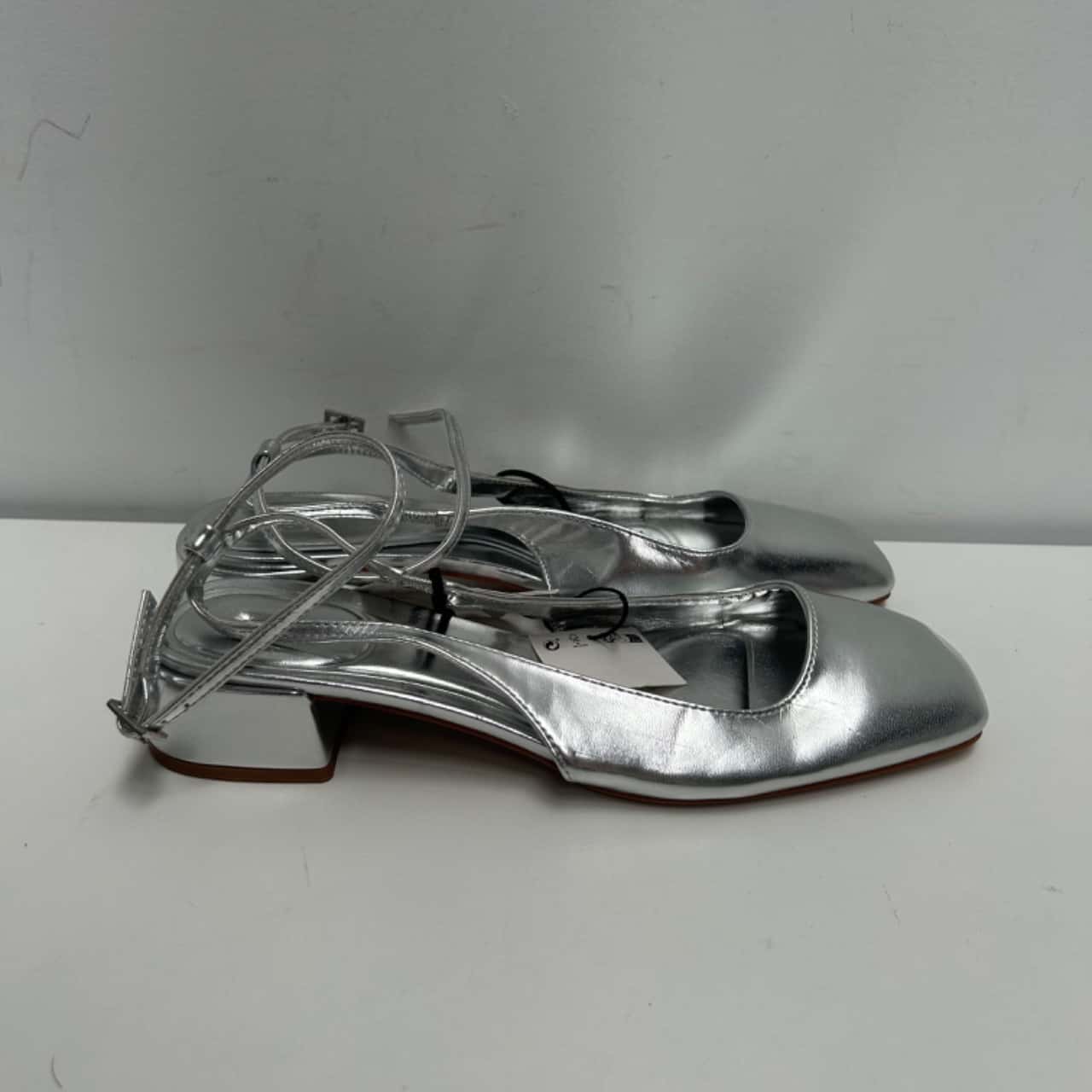 NEW - Zara Silver sling back square front heels/sandals - Size 40