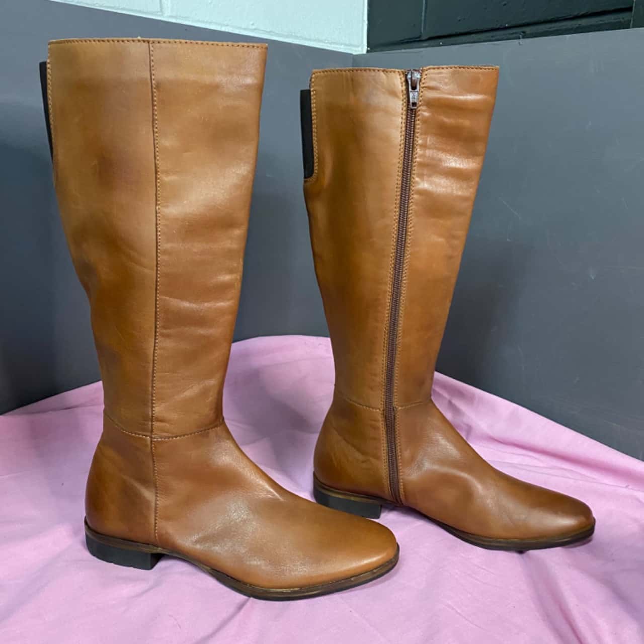 Gaetan Women’s Long Brown Boots Size 37 (s)