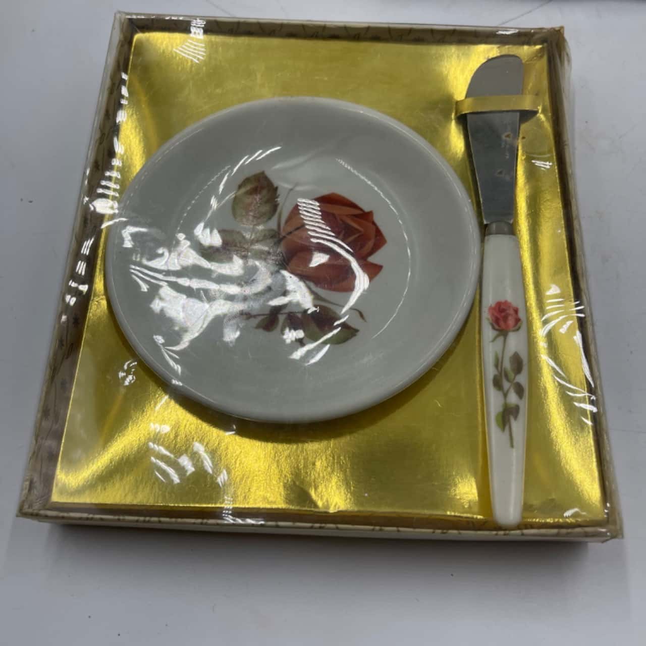 Wood & Sons Alpine White ironstone England plate and knife spreader set ...