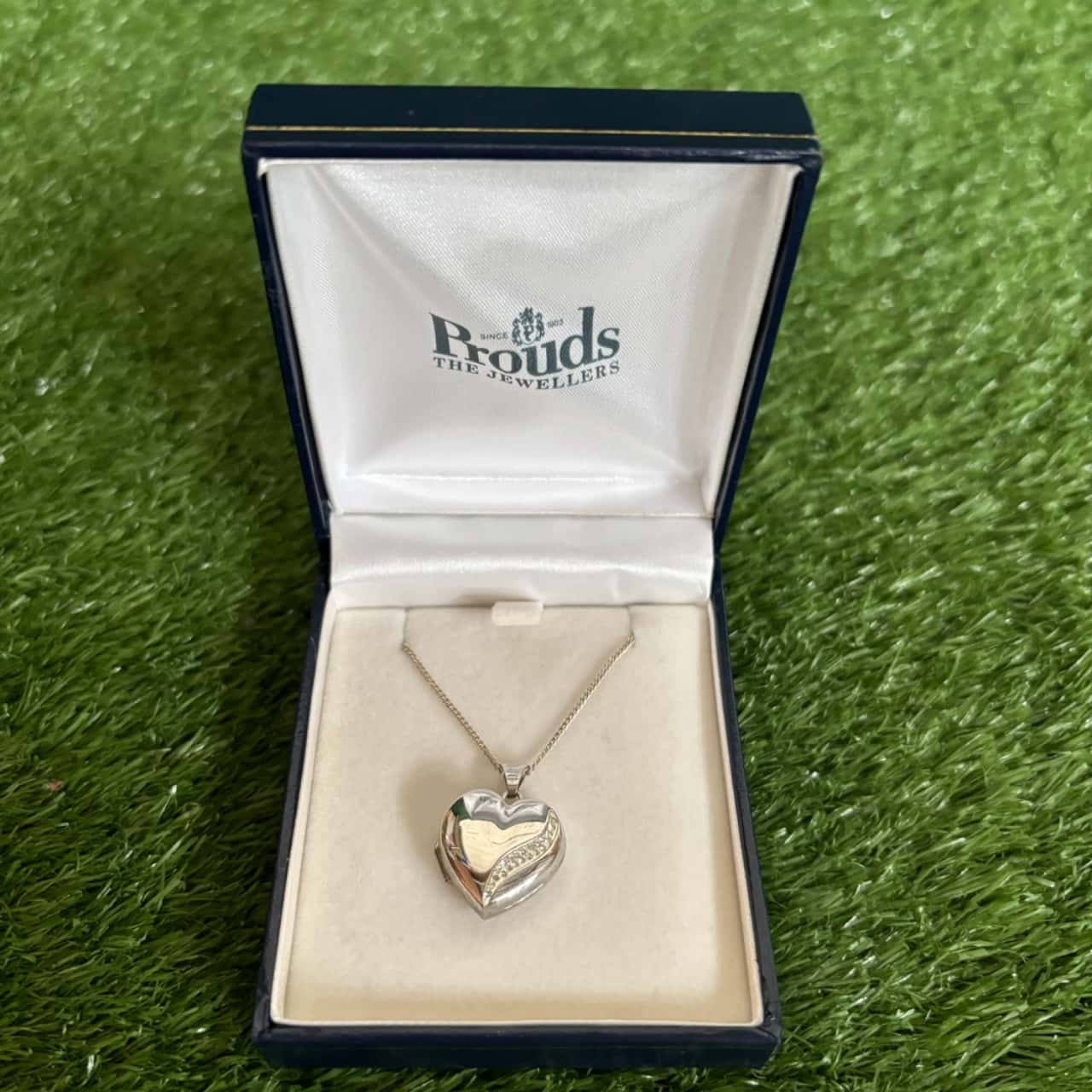 Prouds The Jewellers Silver Heart Locket With Crystals (Boxed)