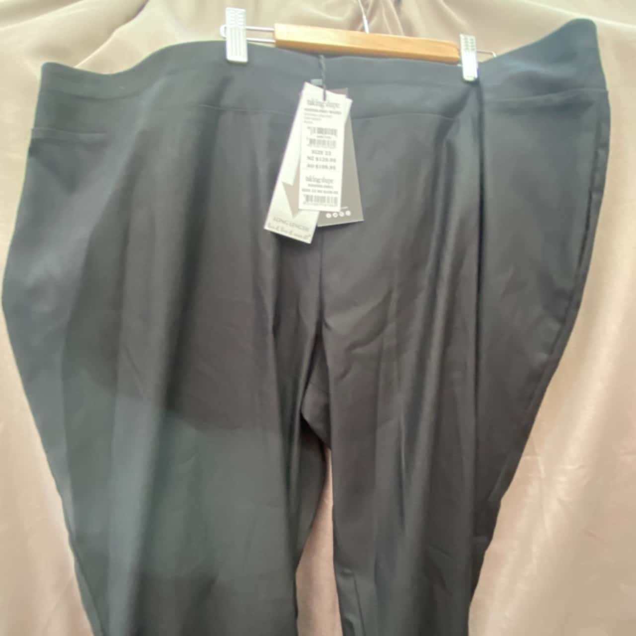 Basics by Taking Shape Womens Size 22 Black (s)