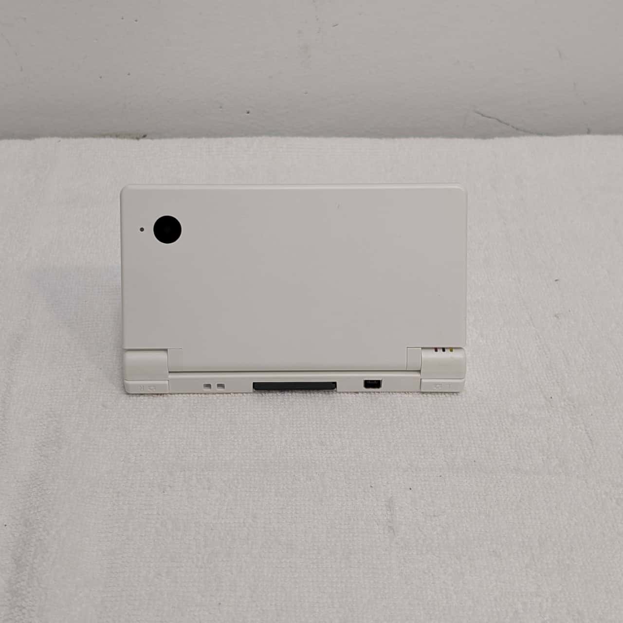 Nintendo DSi (White) with charger and accessories(s)