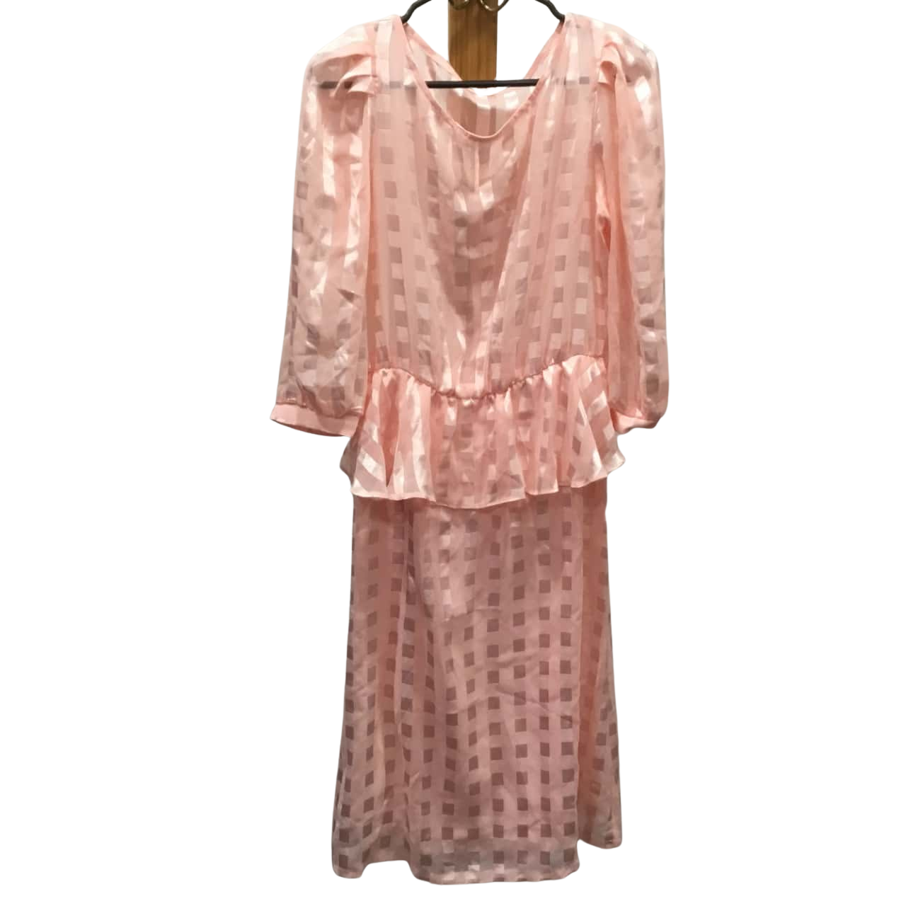 Women’s Peach Patterned Dress Size M-L?