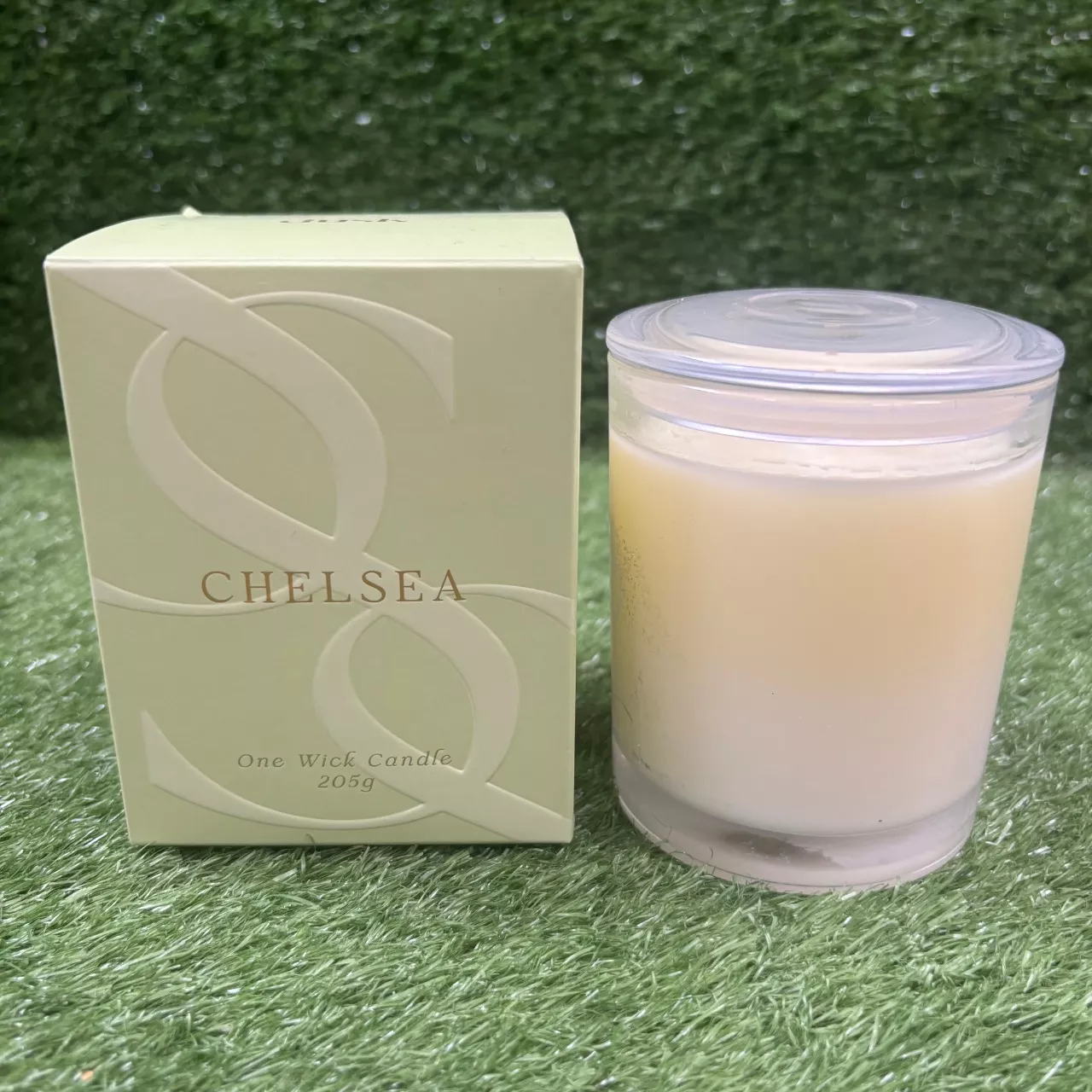 Dusk Chelsea Pear & White Freesia Candle (New in Box)(s)
