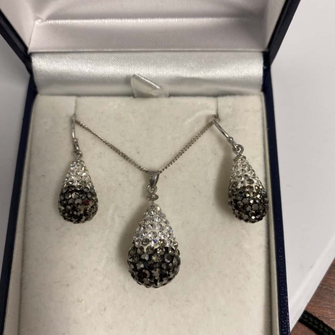 925 Womens Necklaces / Earrings Black / Silver Set(s)