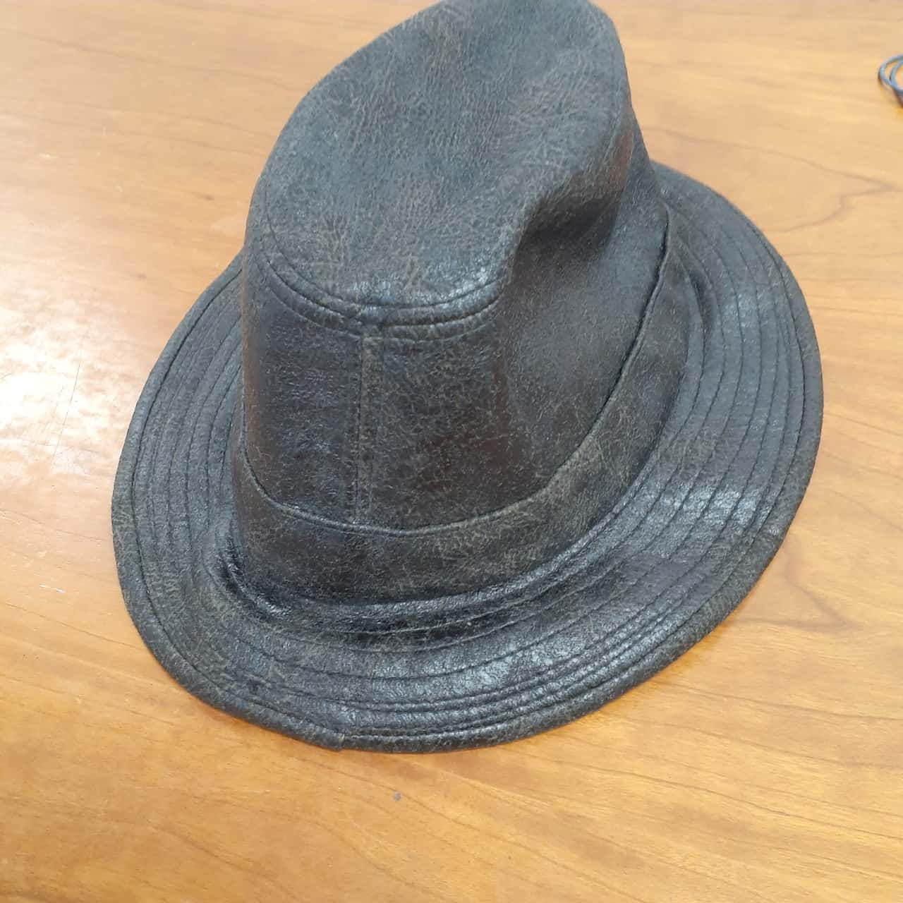 Johny Who XL hat (s)