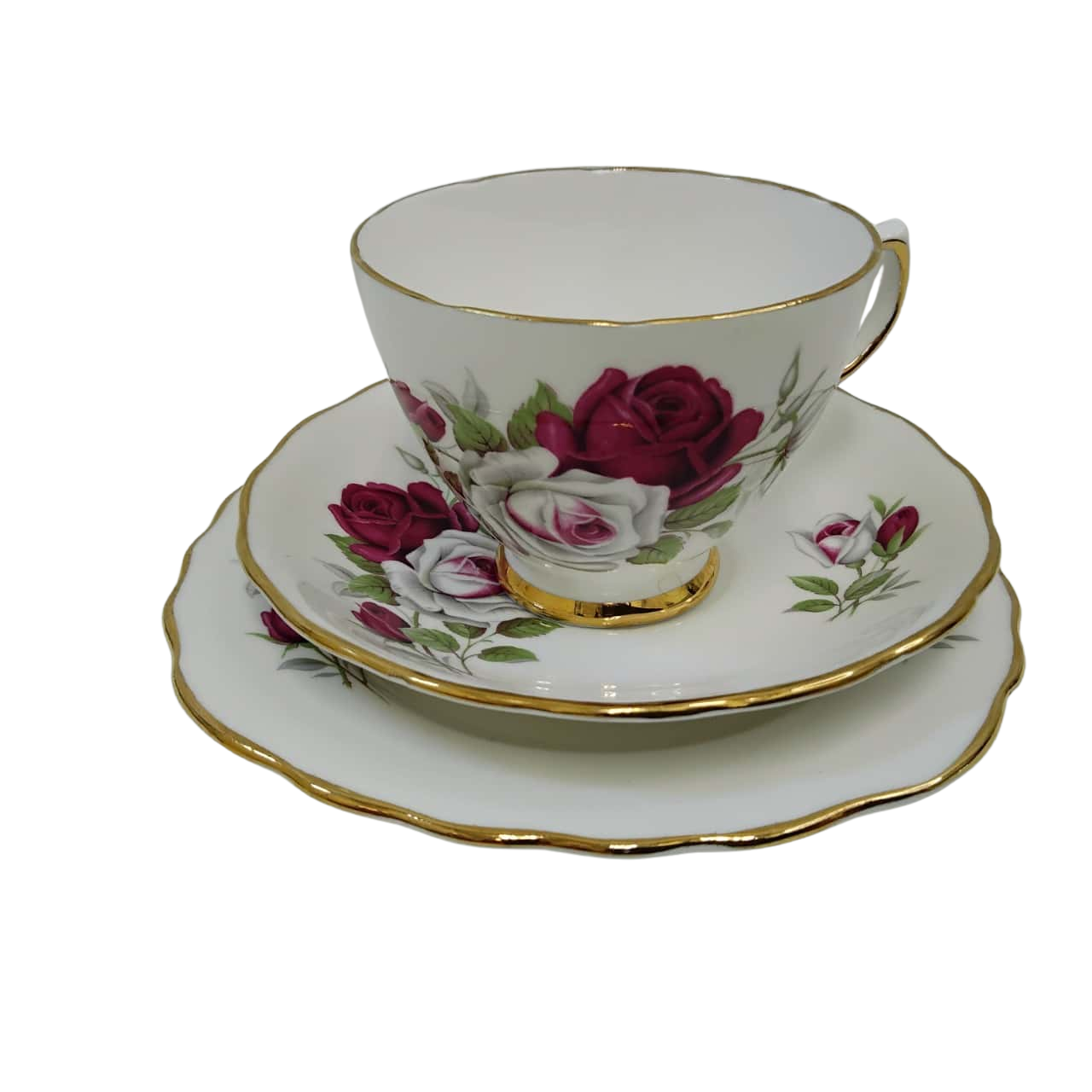 Red Roses Tea Set For One(s)