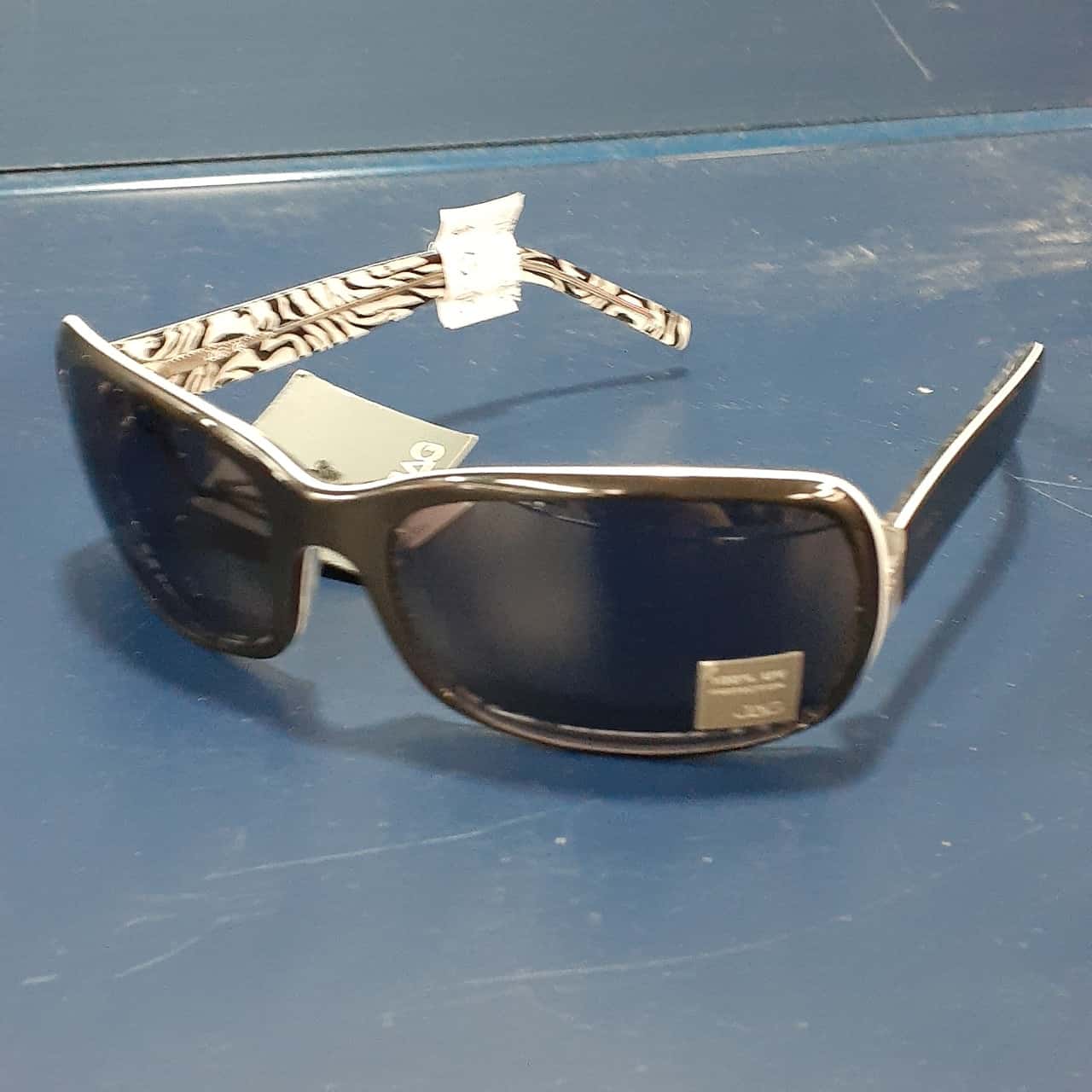 Jag Sunglasses Womens BRAND NEW (s)