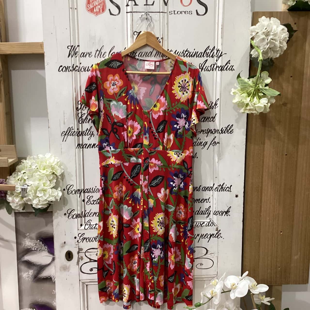 LEONA BY LEONA EDMISTON BRAND! NWOT! BEAUTIFUL FLORAL PRINT SHORT ...