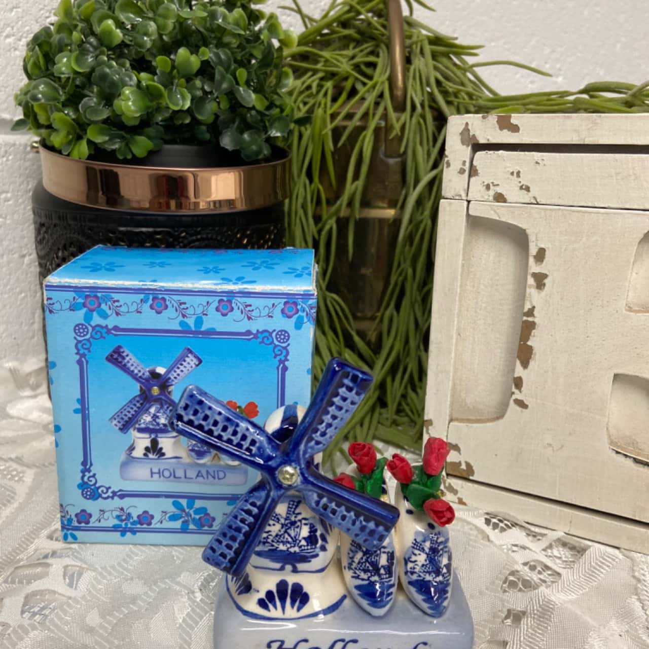 Hand-Painted Windmill Holland Blue/White