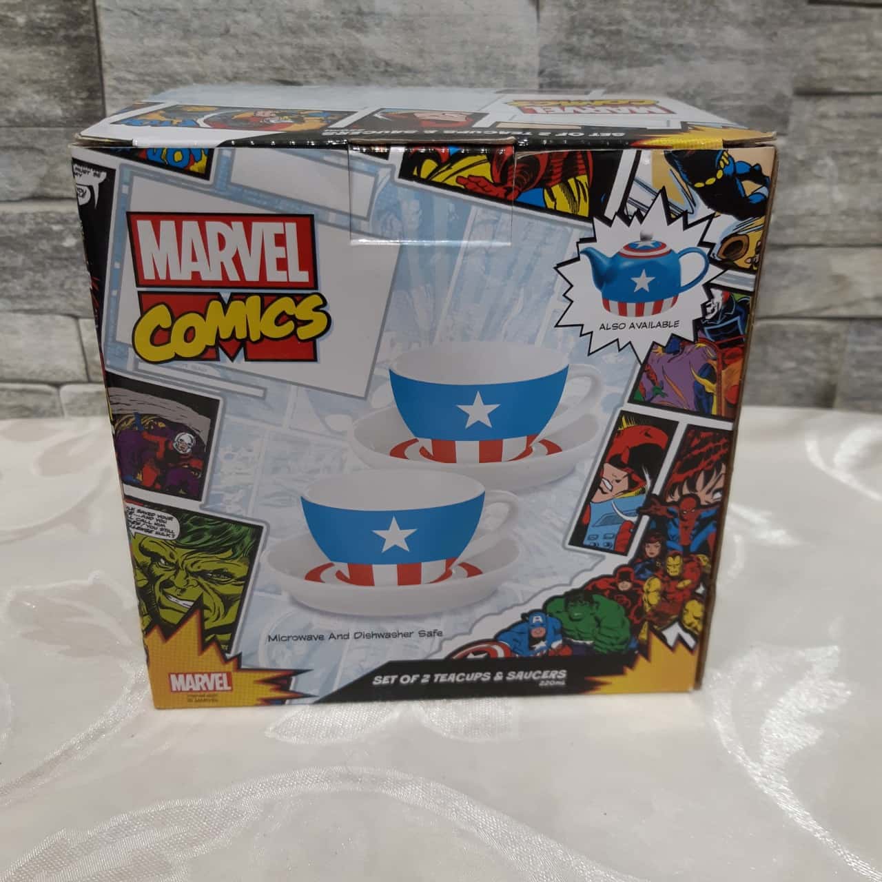 Marvel Comics Set of 2 Teacups & Saucers 220ml