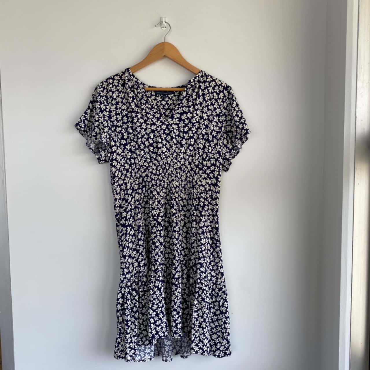 French Connection Floral Mini Dress Size 10 / M (s)