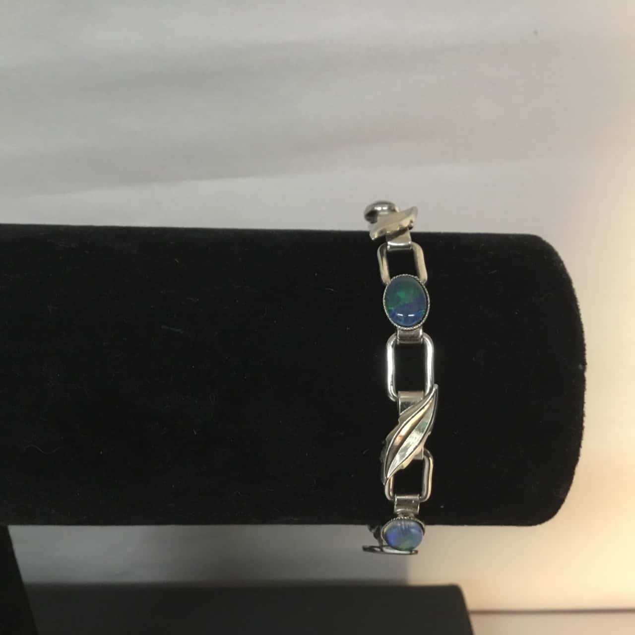 Silver Tone Bracelet with Oval Opals (s)