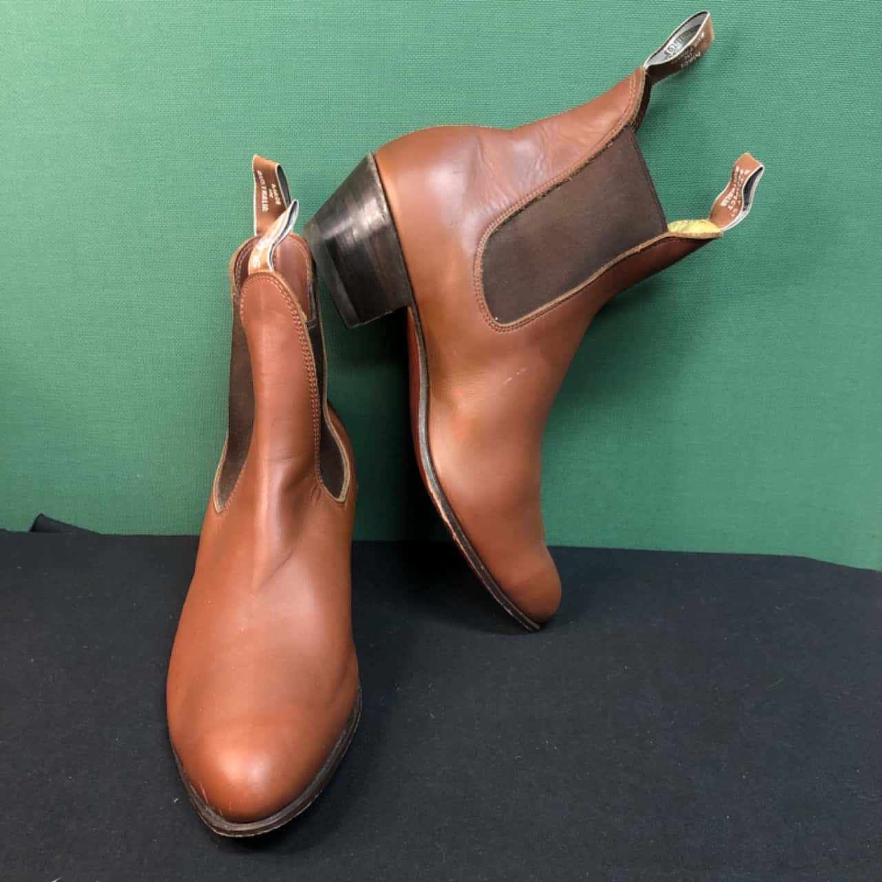 R.M. Williams Willow Shoes EU Size 42 (s) - Used Very Good | Salvos Stores