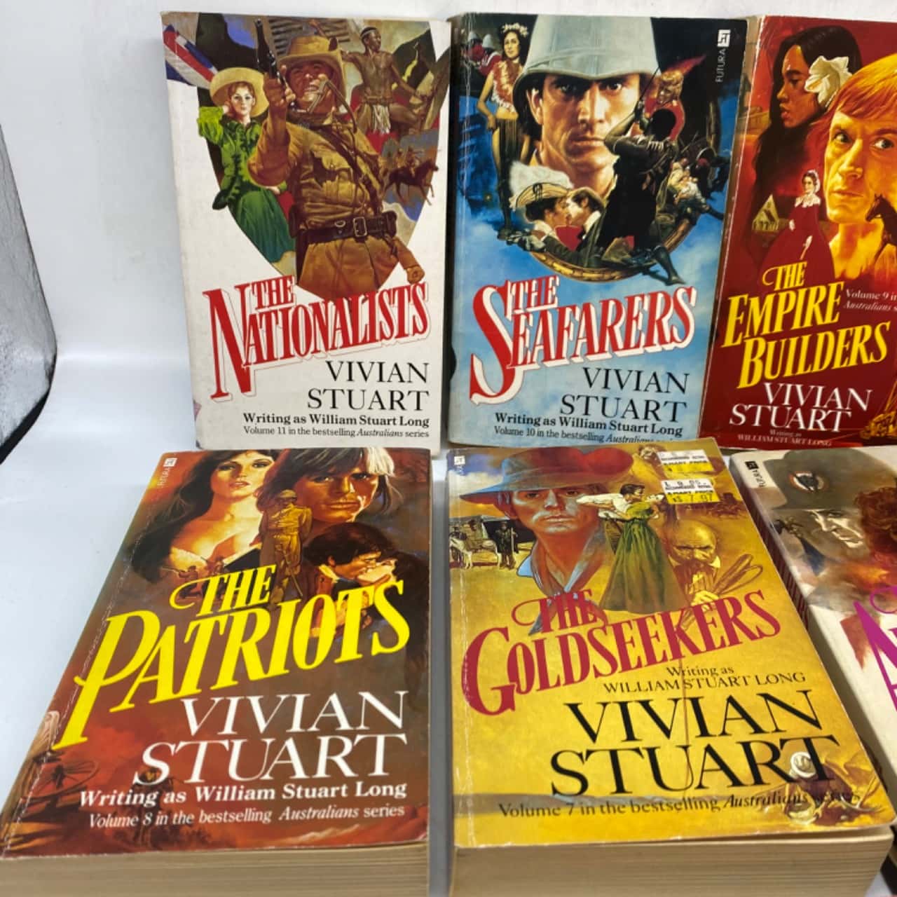 Set 12 Vivian Stuart Novels Soft Covers-1663604