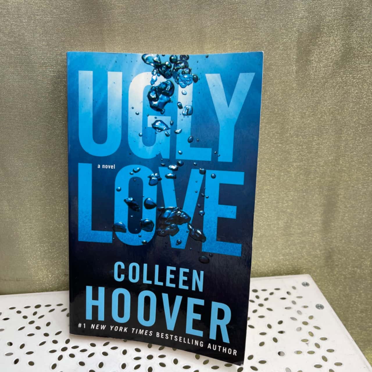 Ugly Love -Colleen Hoover(s)