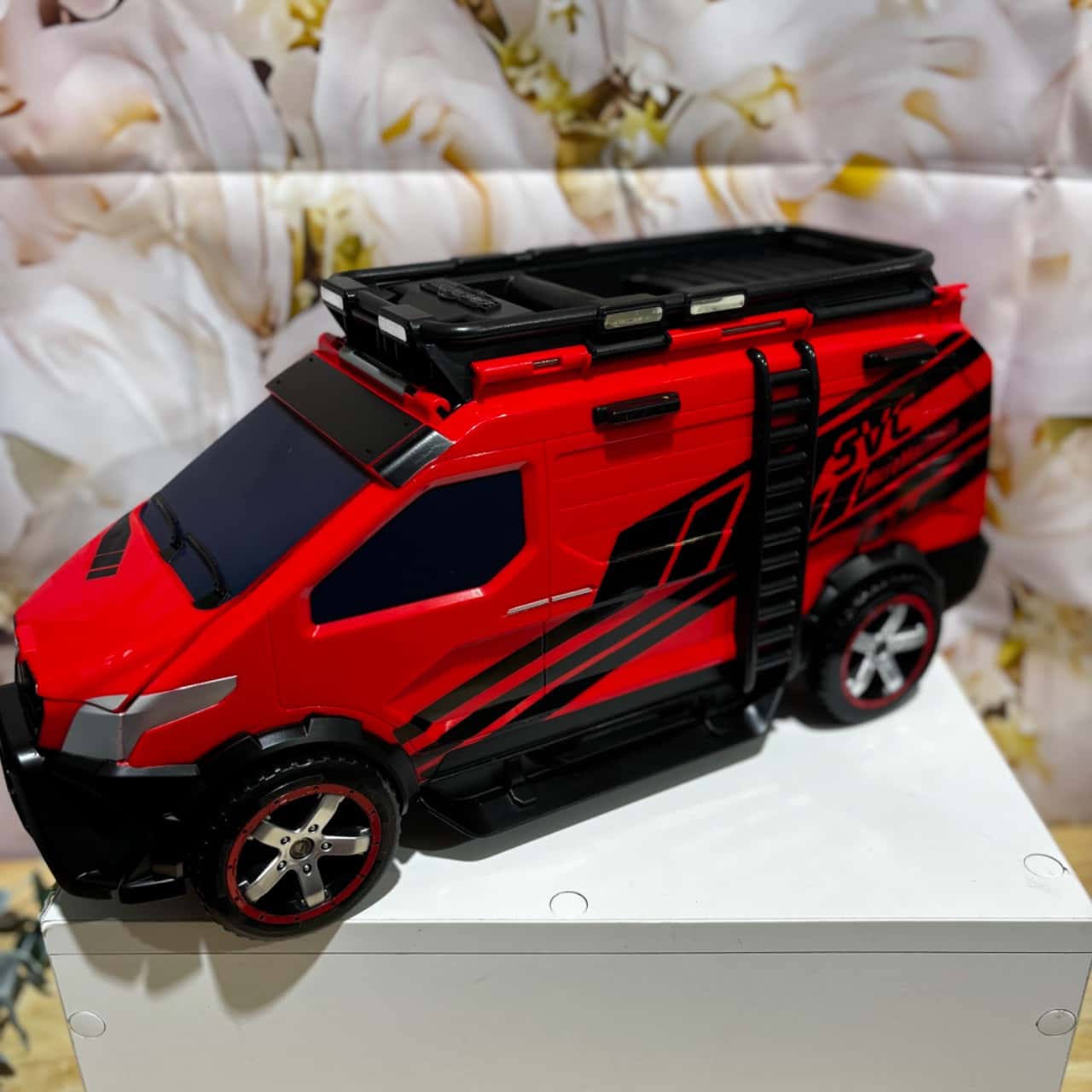 Micro Machines Super Van City Play Toy Transforms into a Construction ...