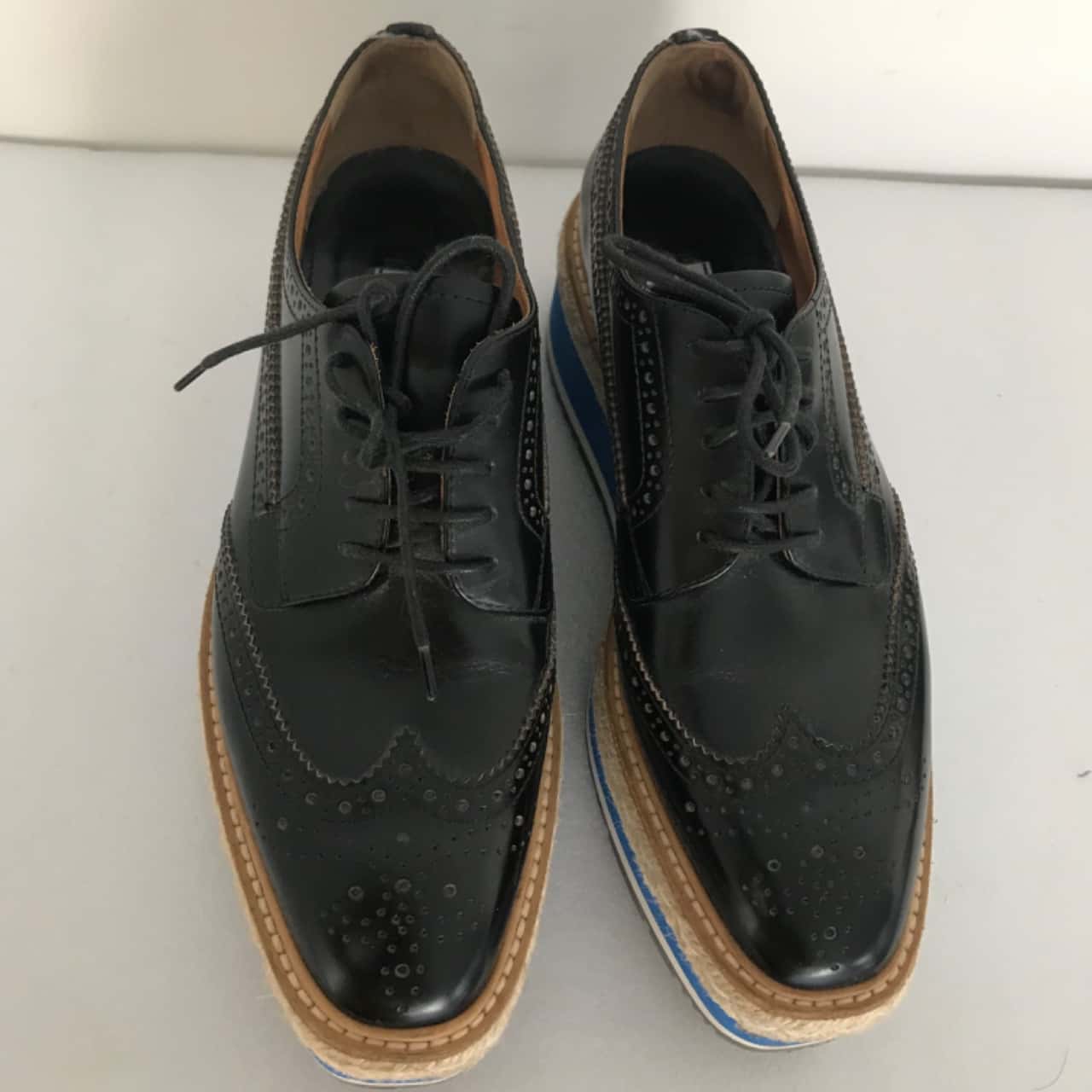 Womens Size 39 Black Vintage Look with Chunky Blue Soles Quirky (s)