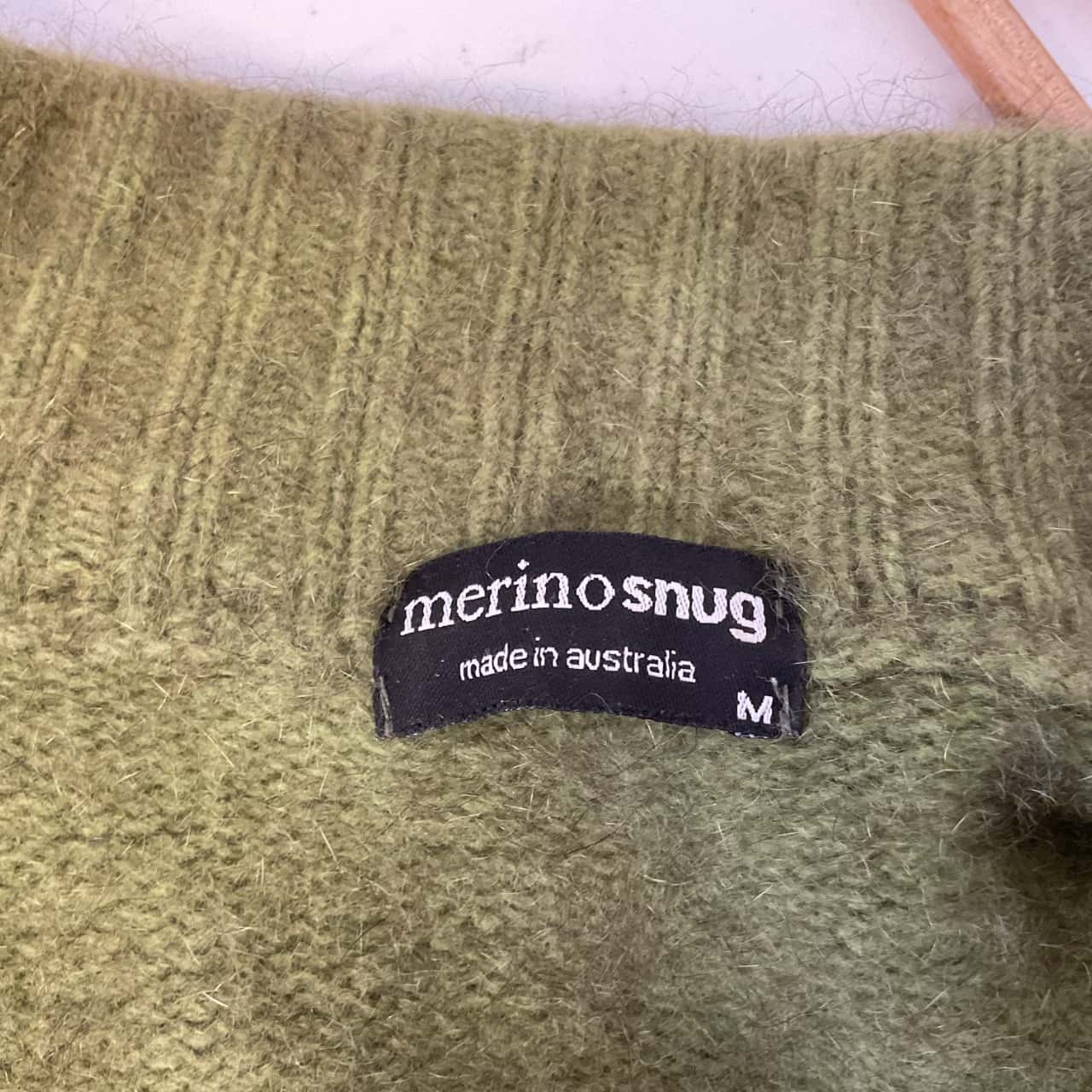 Merino Snug CardiganGreen, possum fur, merino wool Womens Size M(s ...