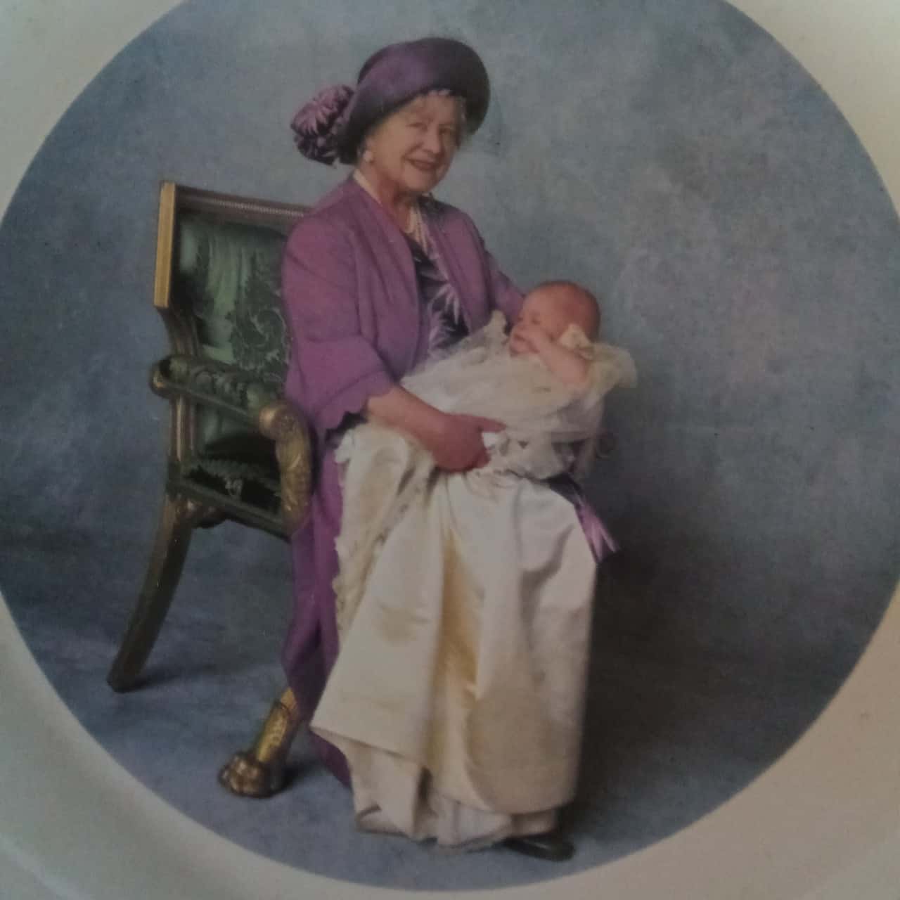 Weatherby Commemorative Plates Queens Mum With Prince Henry