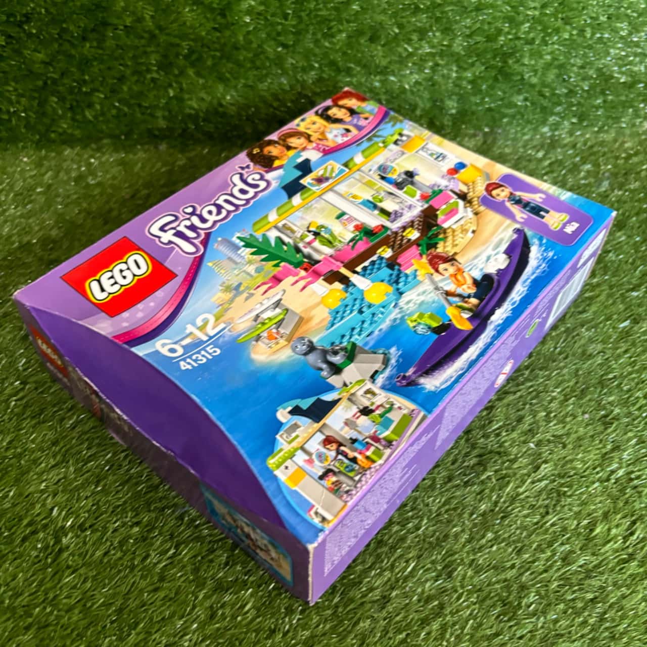 LEGO Friends 41315 : Heart-lake Surf Shop (s)