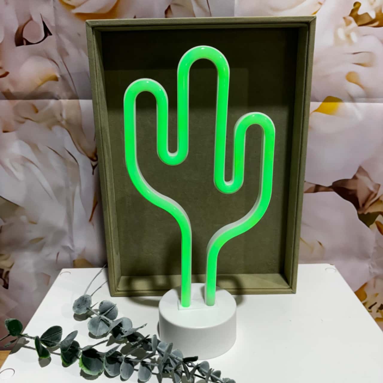 Cactus Neon Light in Green Beautiful Decor for any Room Very Cute (s)