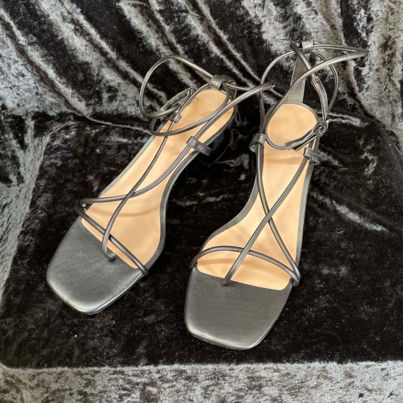 Womens Size 40 Black Witchery heels