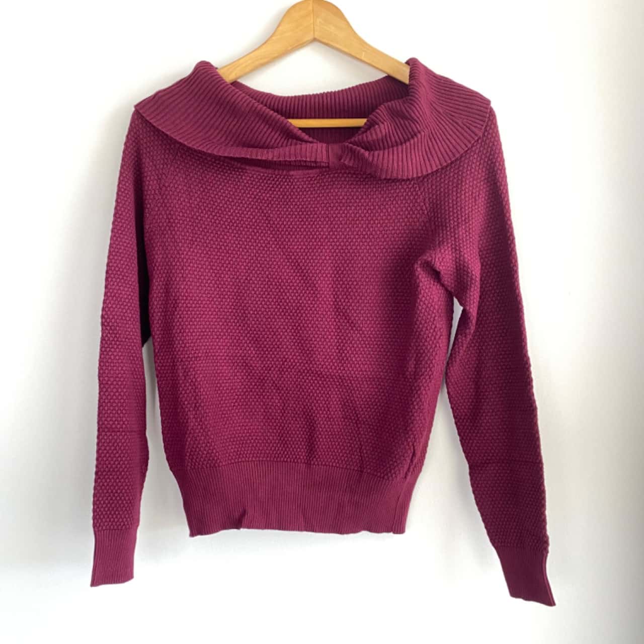 Review Textured Knit Pullover Wine Size 12 / L(s)