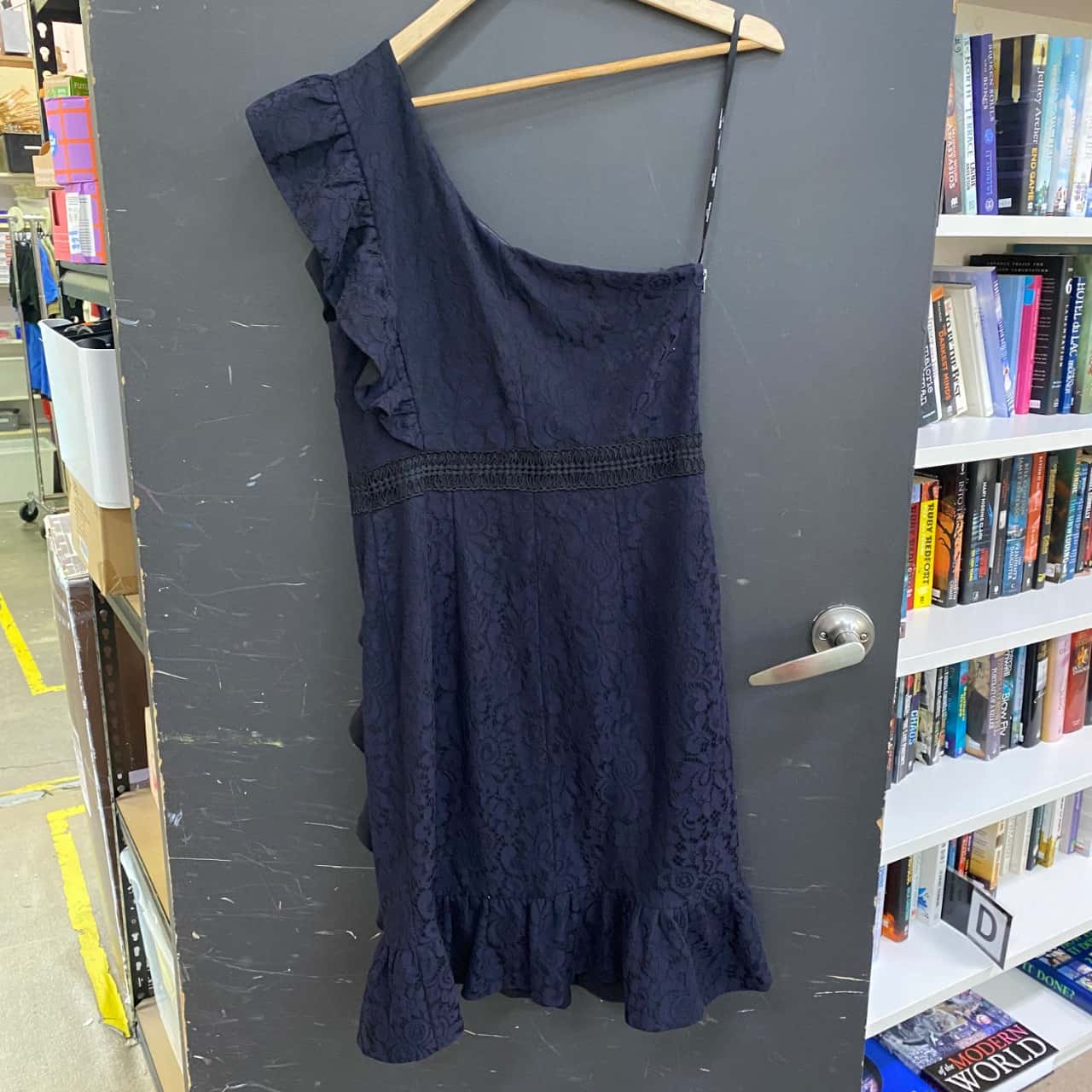 Wayne Cooper Womens Size 12 Off The Shoulder Dress Navy Blue