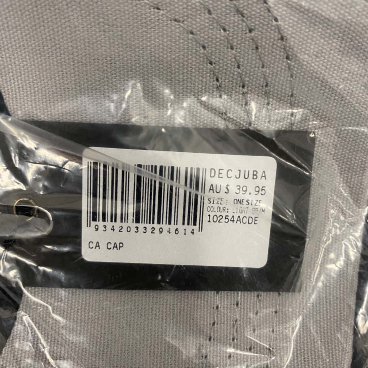 Decjuba Women's Light Grey Cap ONE Size RRP$40