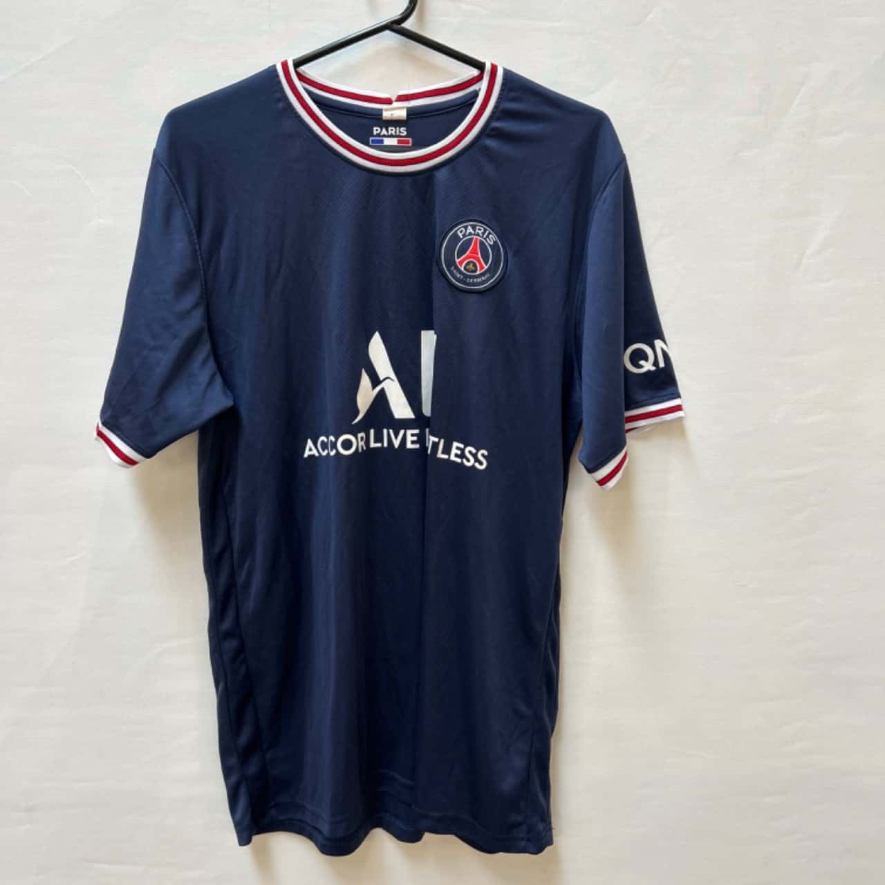 PARIS Saint Germain Mens Size L Navy Blue Messi top