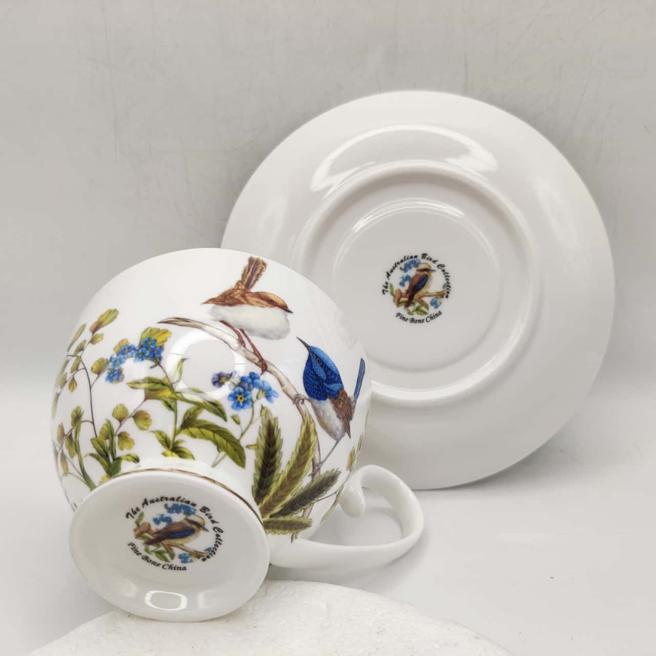 Beautiful Australian Birds - 2 Cups/Saucers Set(s) - New Without Tags ...