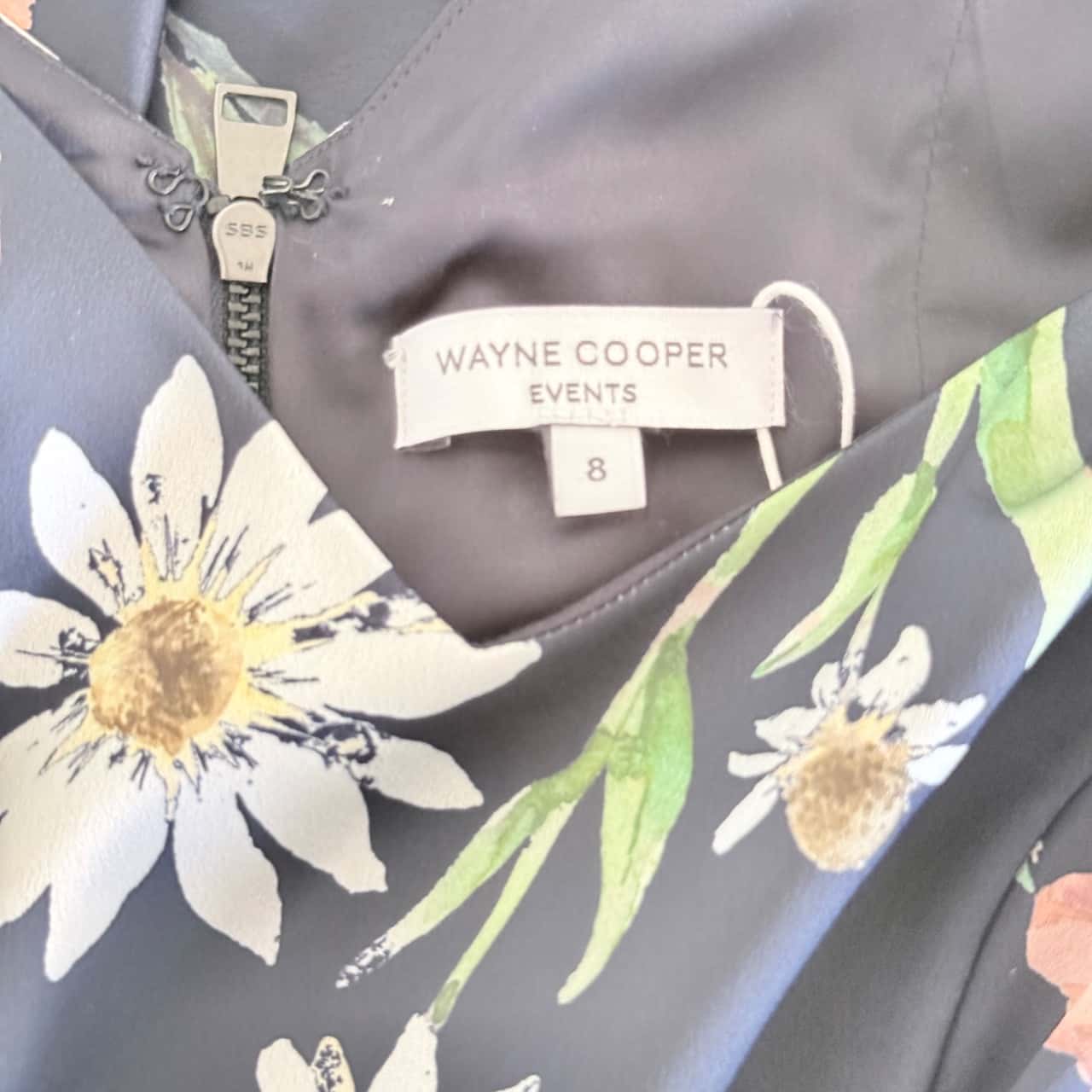 BNWT**Wayne Cooper. Events Dress. Size 8