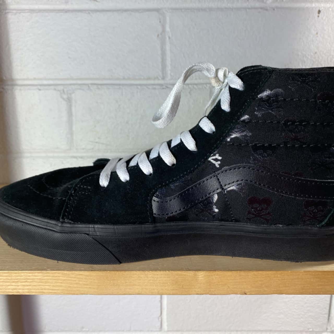 Vans Unisex Old Skool Hi Sneakers Size 10 Black / White (s)