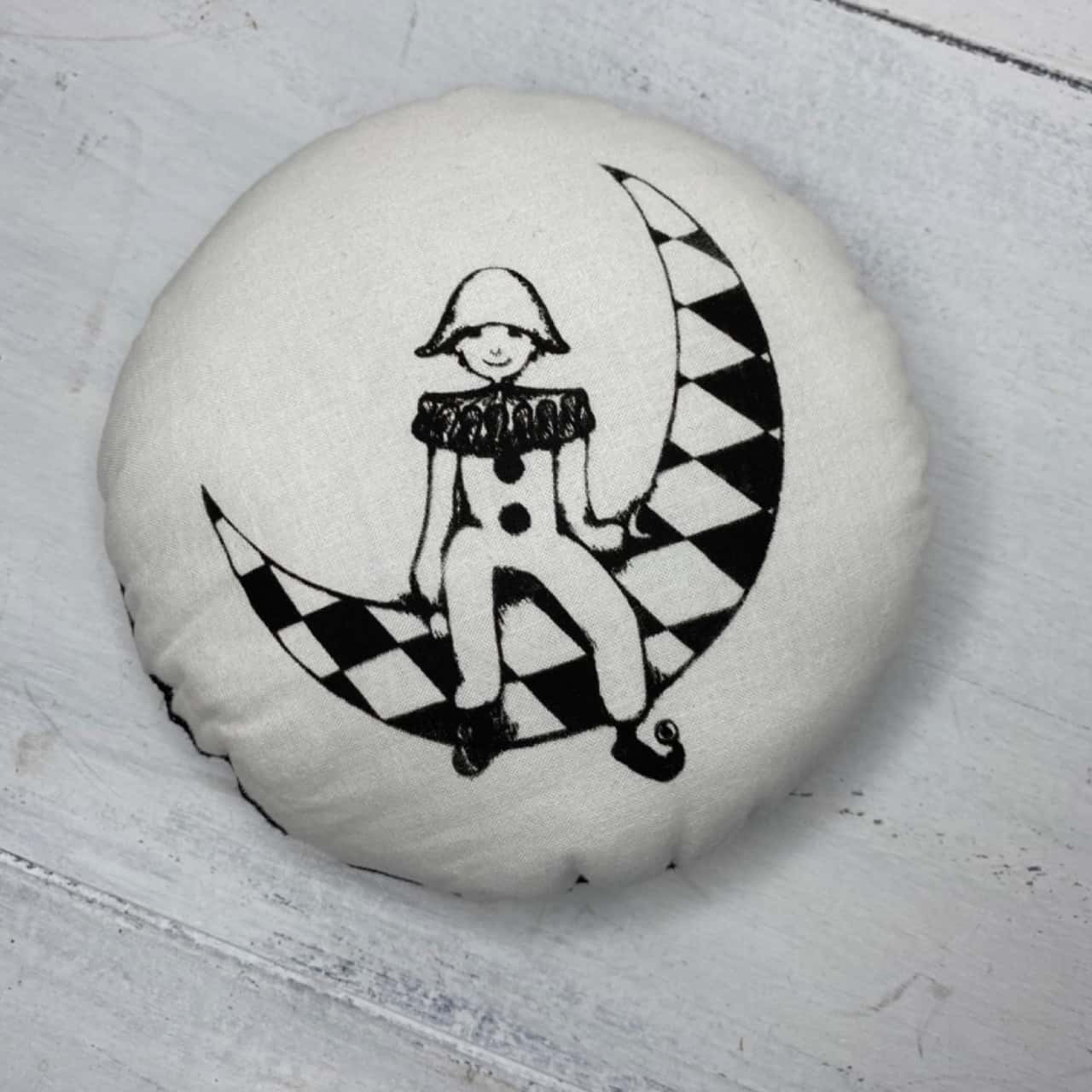 Moobles and Toobles Moon Rattle Cushion BN(s)