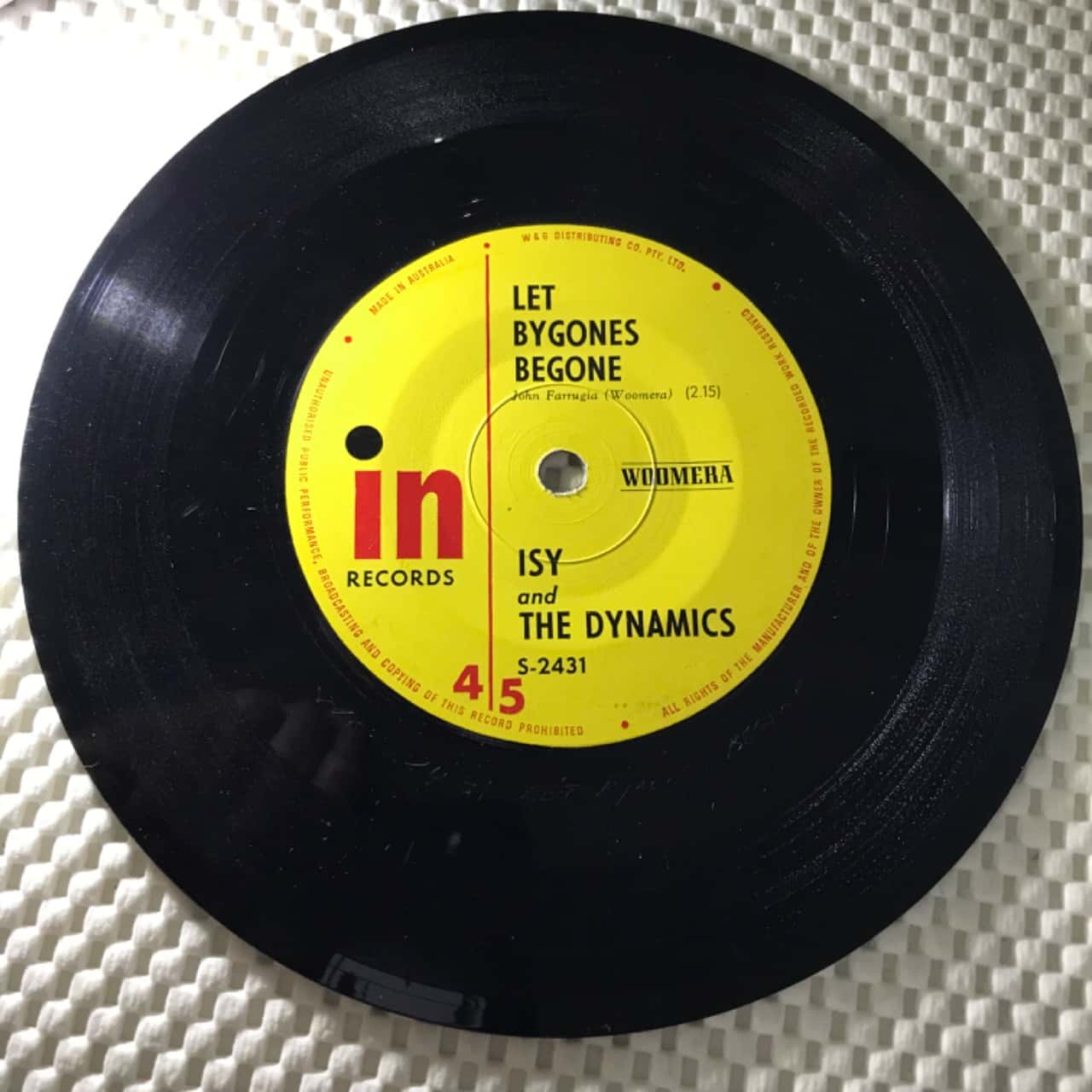 VERY RARE 7” Vinyl Isy & The Dynamics Let Bygones Be Bygones / One ...